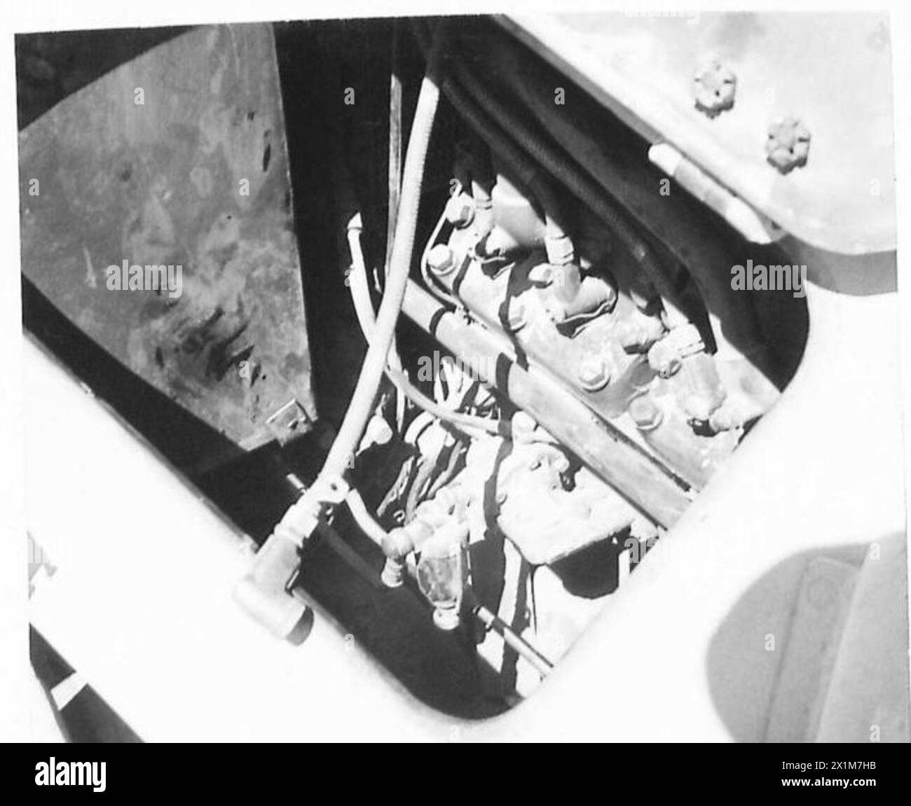 Engine visible Black and White Stock Photos & Images - Alamy