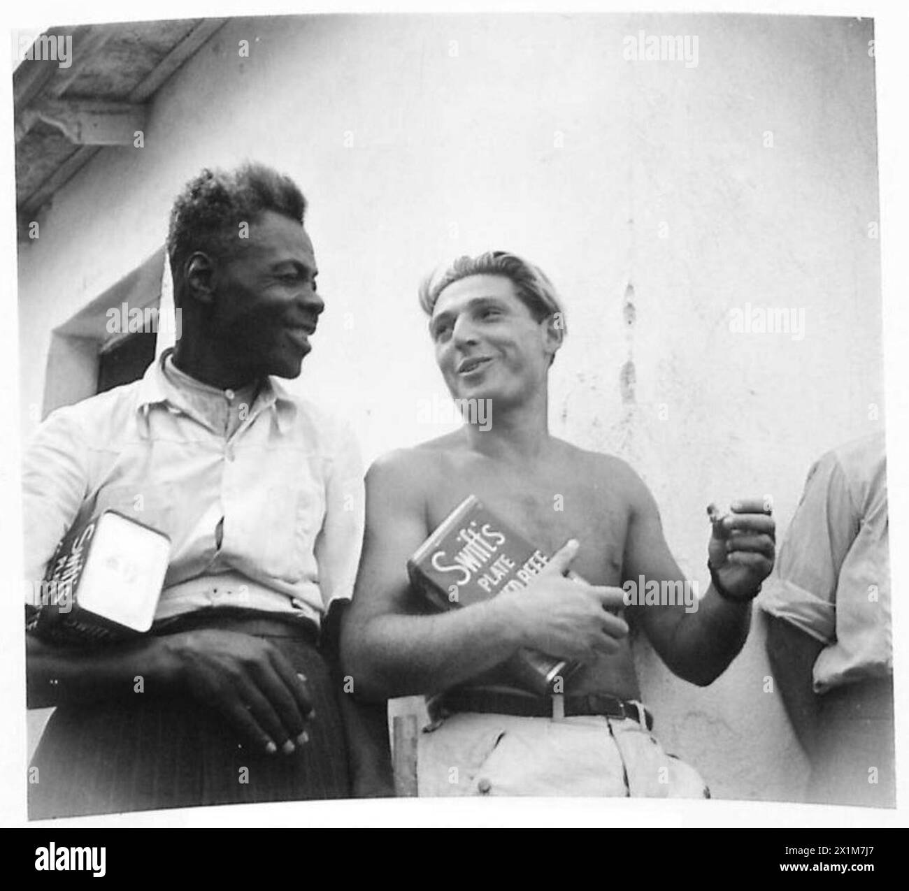 INVASION OF ITALY : EIGHTH ARMY FRONT - Black and white mingle inthe ...