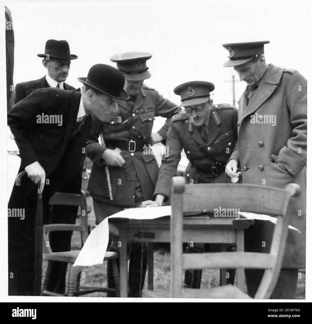 "BUMPER EXERCISE"THE COMMANDER-IN-CHIEF DIRECTS THE BATTLE - Captain ...