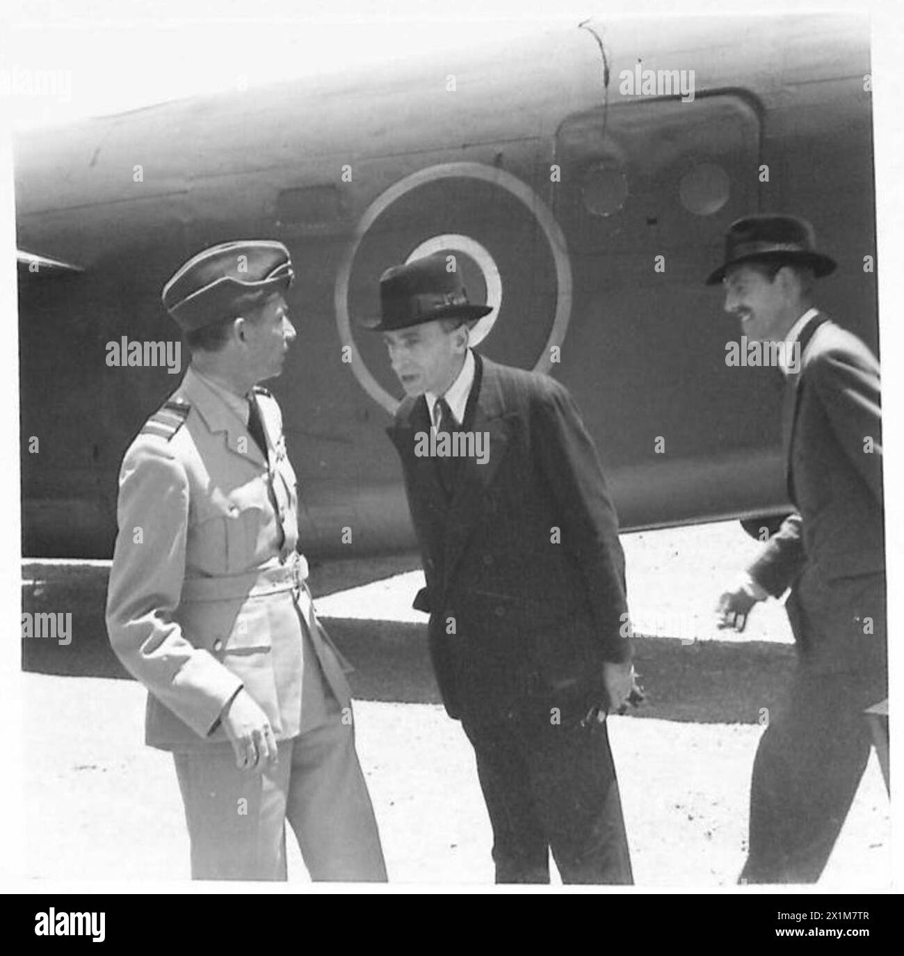 H.M. THE KING IN NORTH AFRICA - Air Marshal Tedder with Sir Archibald ...