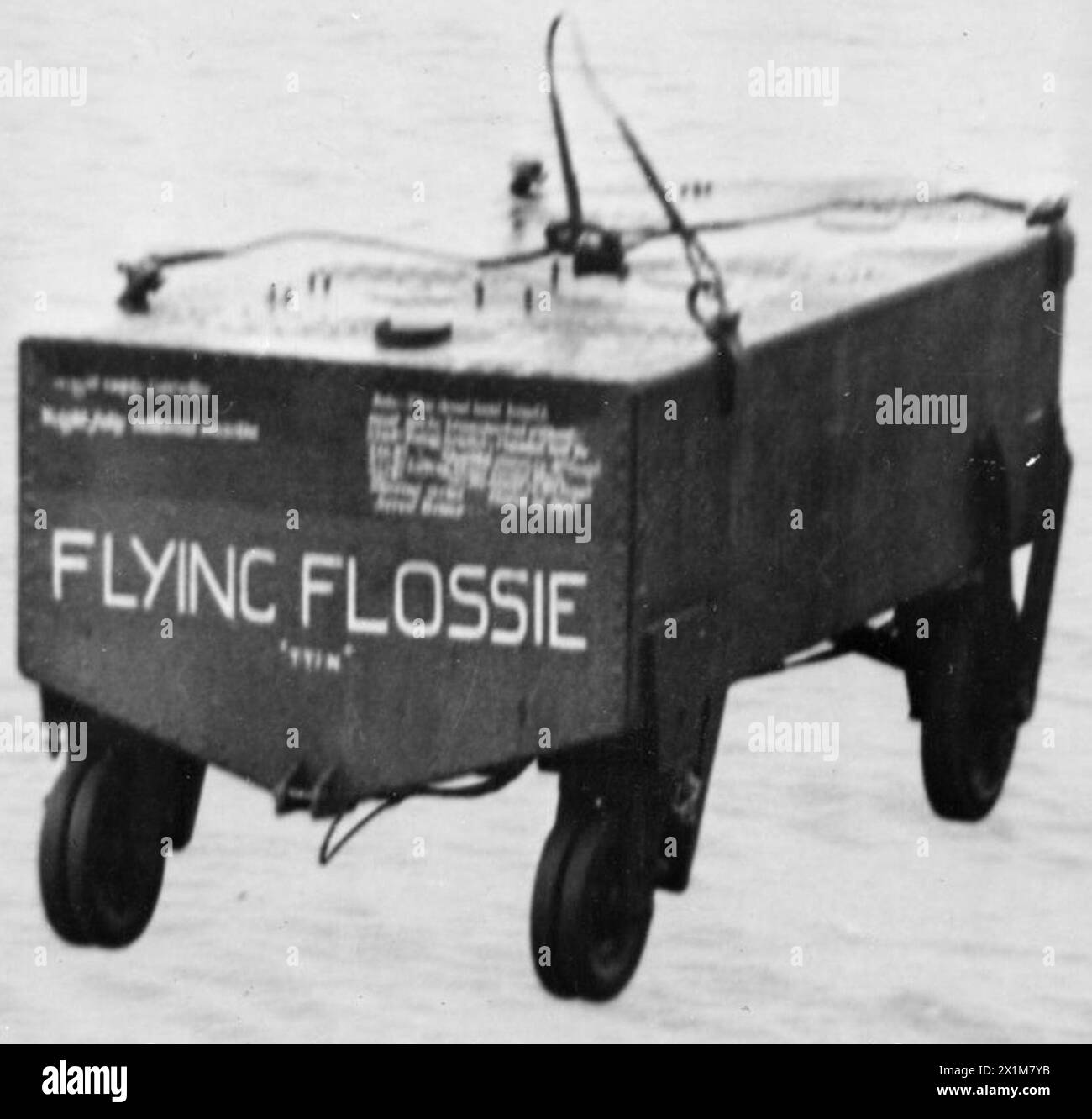 Navy air force engineers Black and White Stock Photos & Images - Alamy