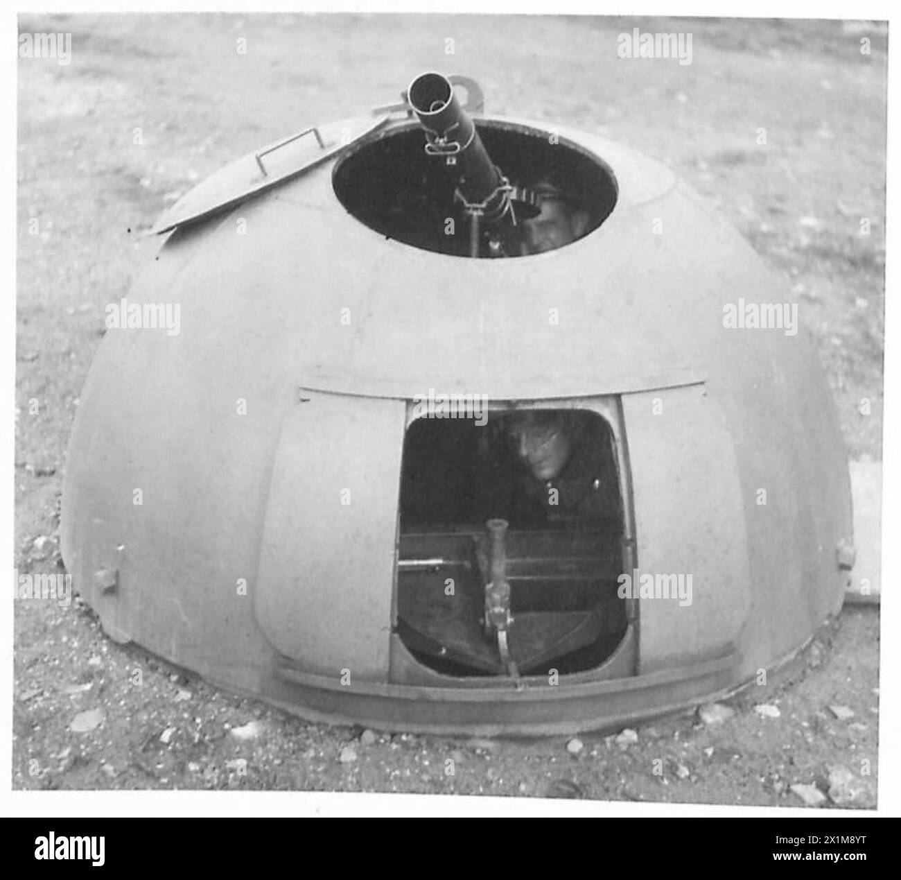 Revolving turret gun Cut Out Stock Images & Pictures - Alamy