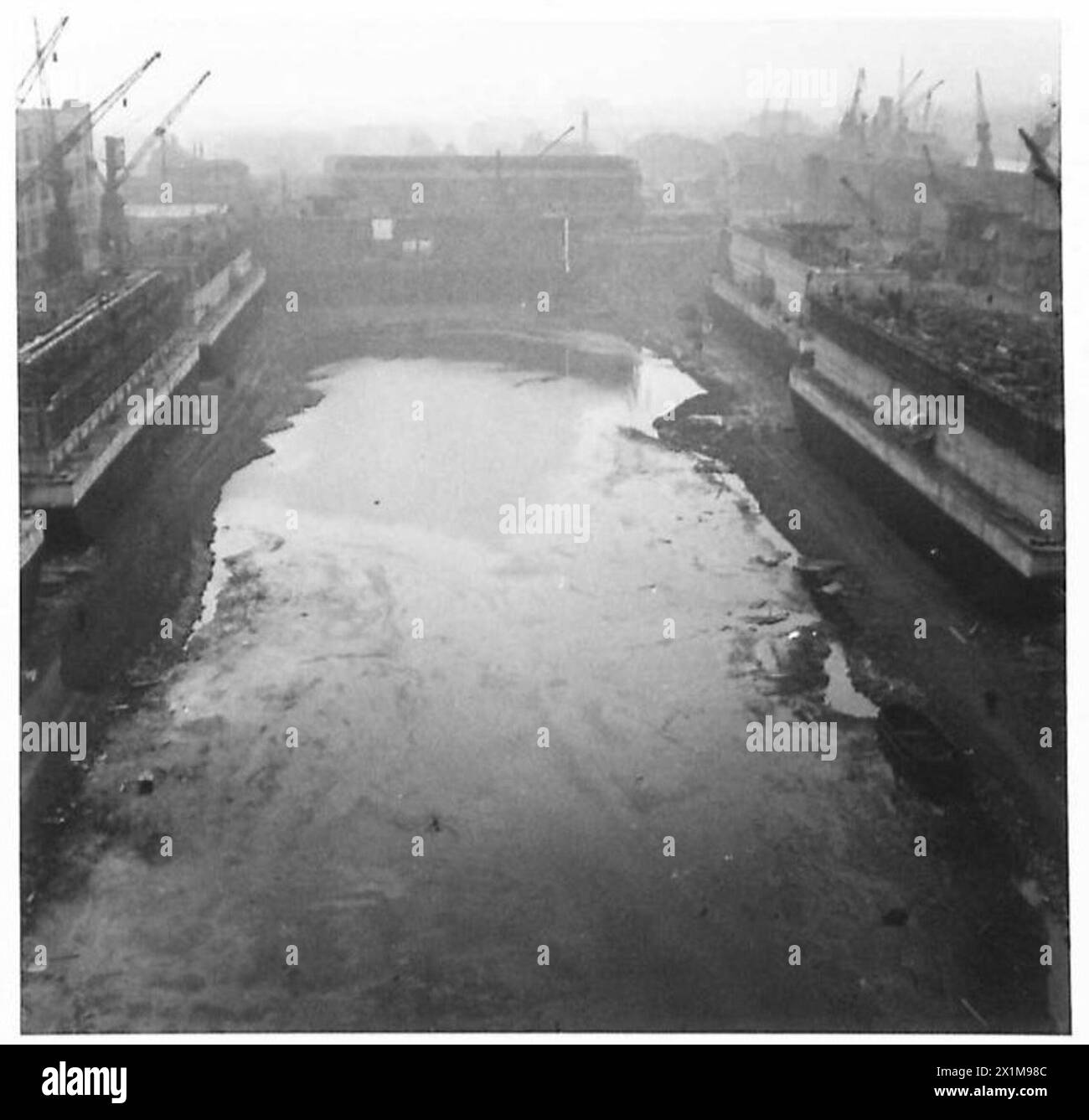 SPECIAL ASSIGNMENT FOR TN. 5 - Photographs of Phoenix craft at Surrey ...