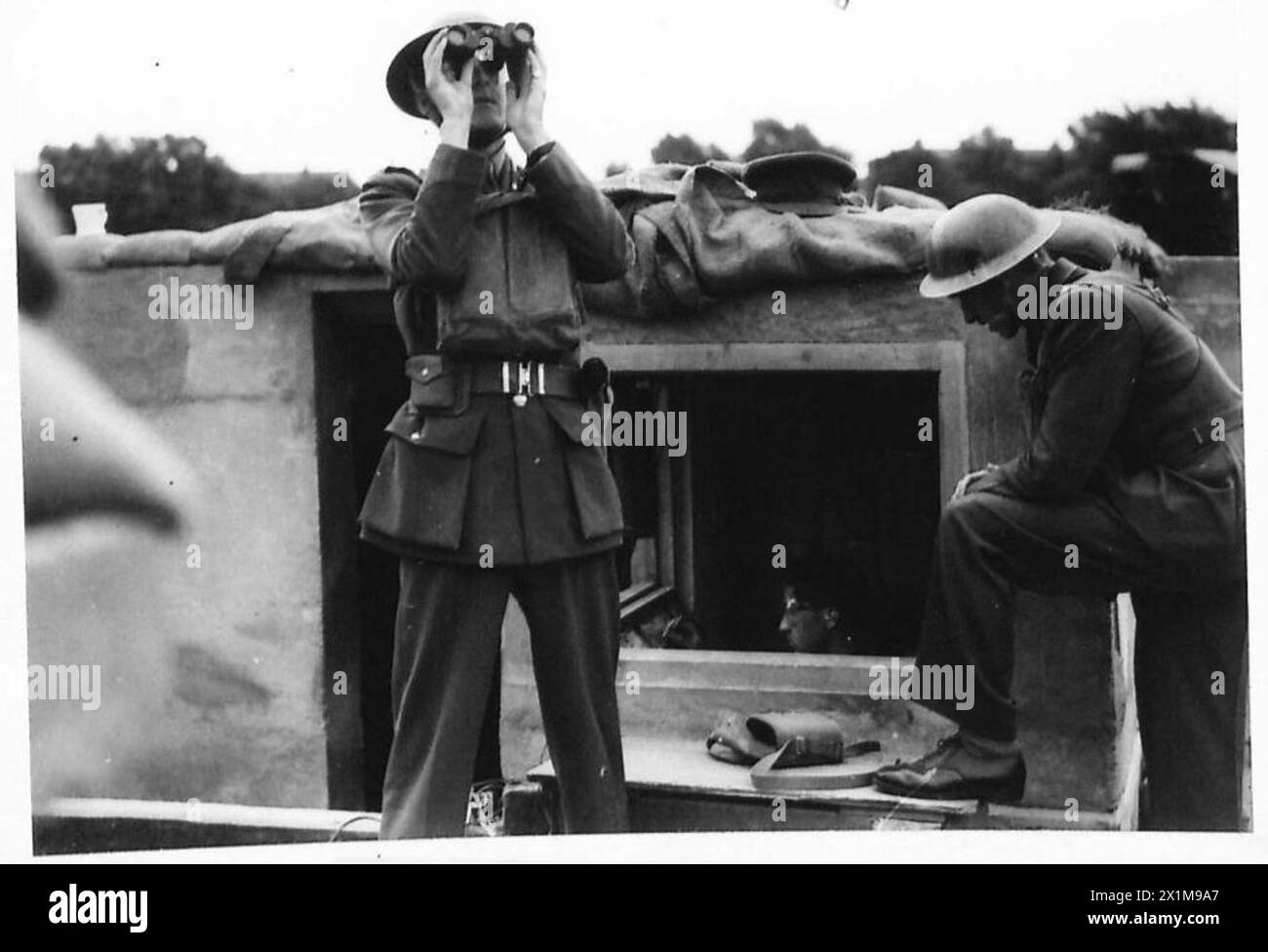 THE POWER OF BRITAIN'S ANTI-AIRCRAFT DEFENCES - The Command Post. The ...