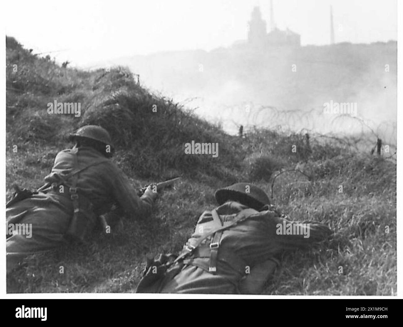 BRITISH ARMY IN BATTLE TRAINING - The troops having reached the cliff ...