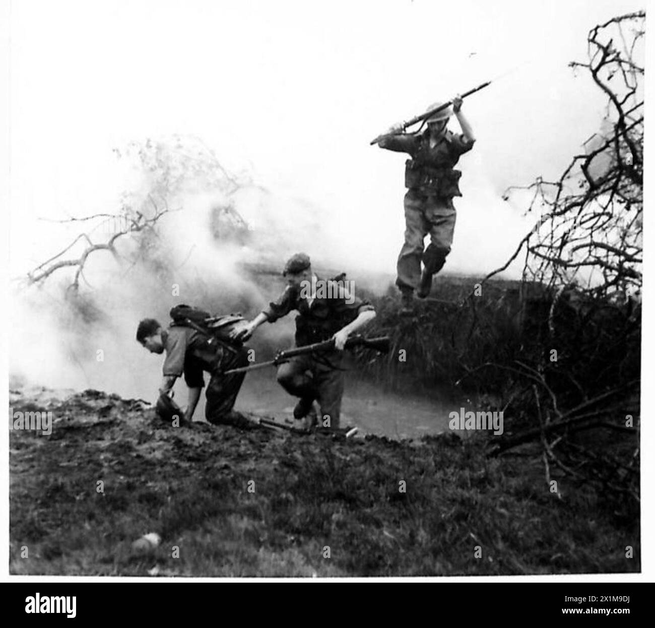 Soldiers training obstacle Cut Out Stock Images & Pictures - Alamy