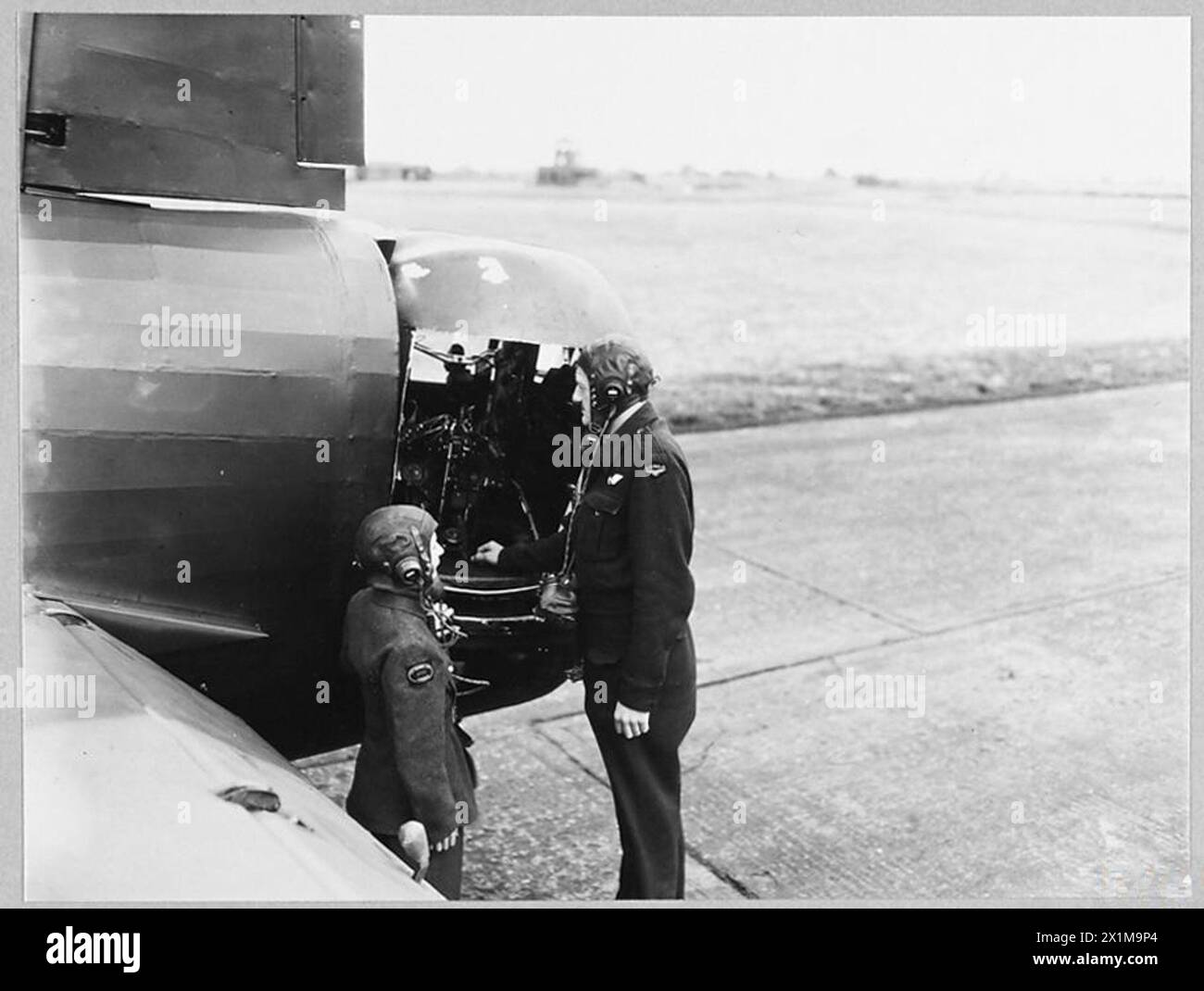 HULL AIR CADETS VISIT AN R.A.F. BOMBER STATION - A group of Air ...