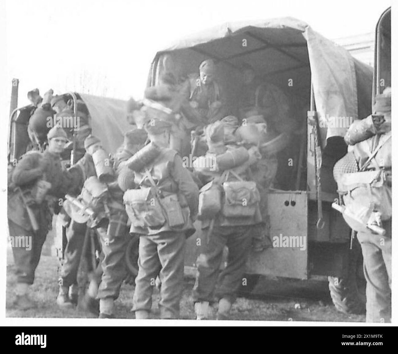 Guardsmen of the 1st Battalion, Scots Guards, British 1st Infantry ...