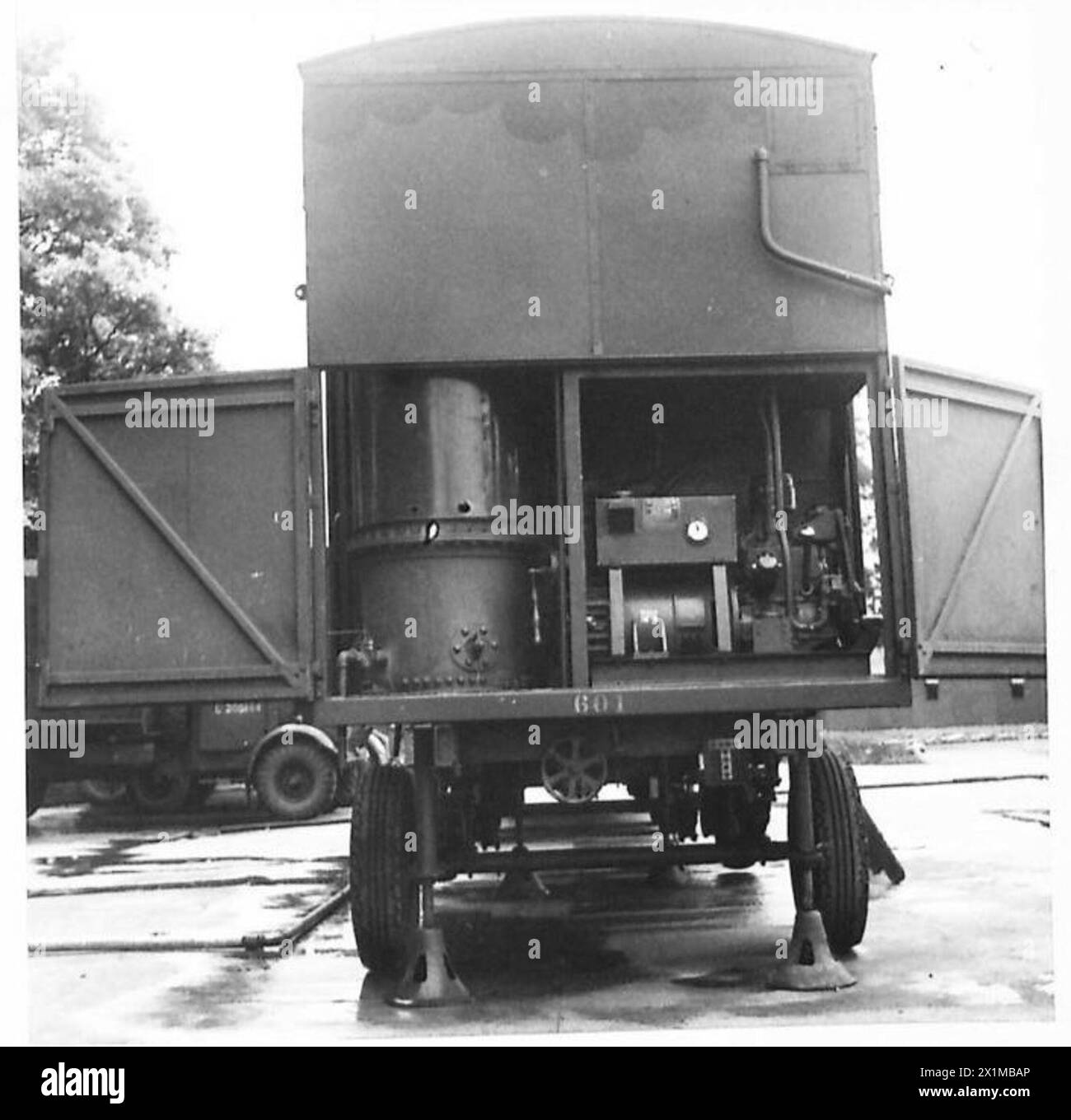 Mobile laundry unit washing hi-res stock photography and images - Alamy
