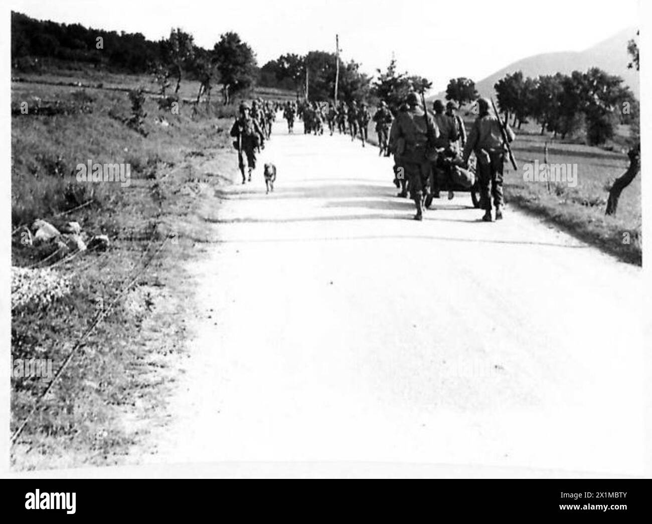 On the Italian Fifth Army American front, relieving infantry pass ...