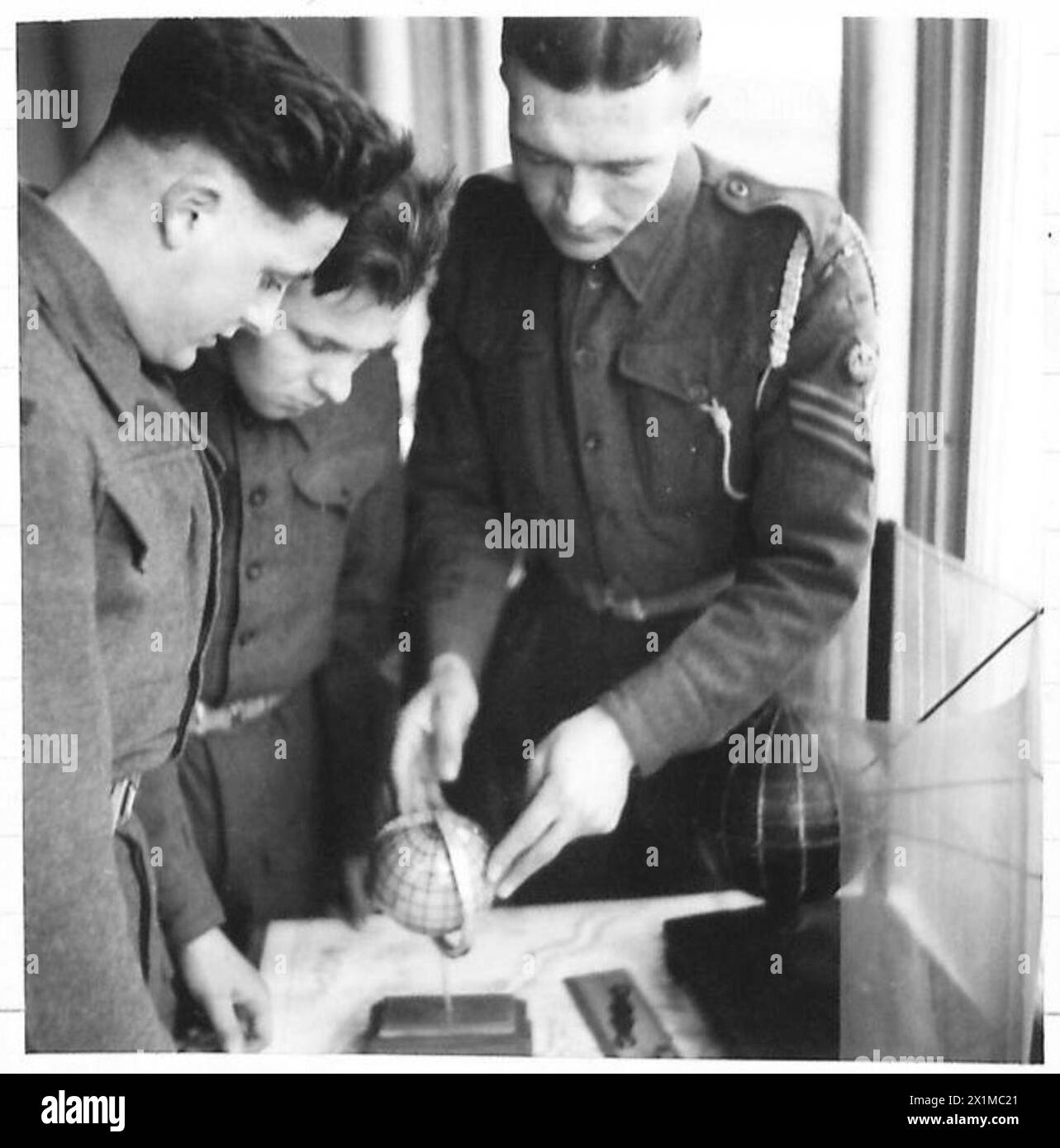 Navigation techniques Black and White Stock Photos & Images - Alamy