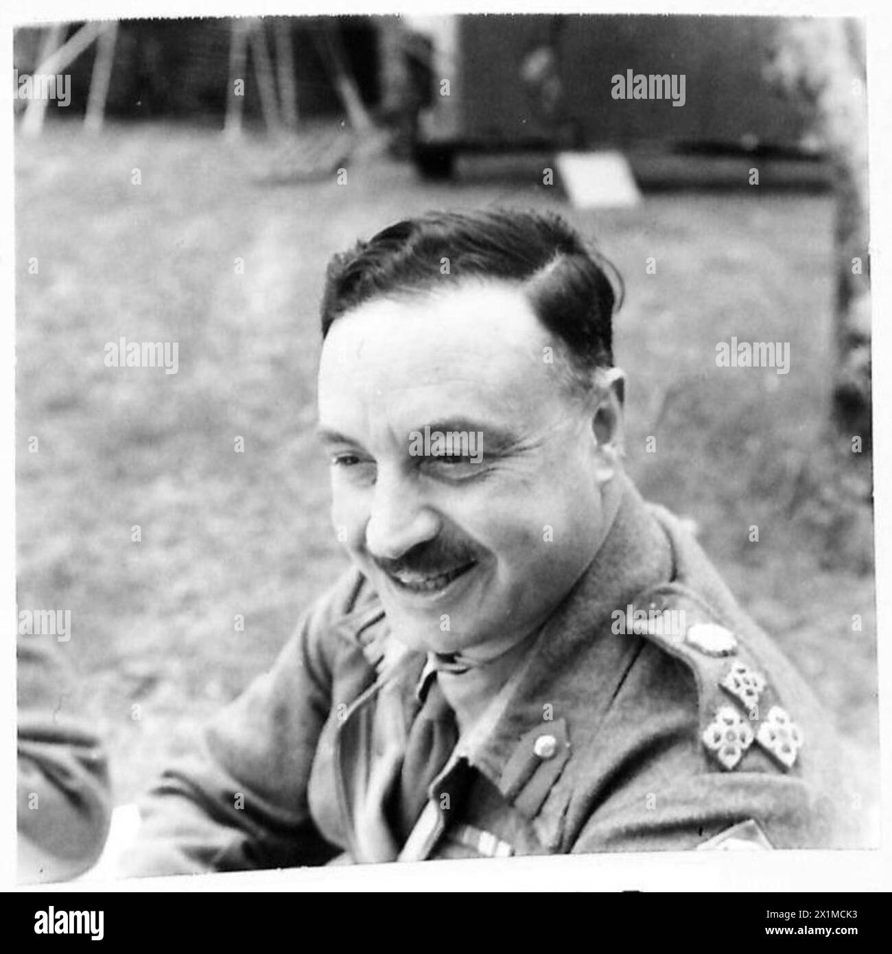 ITALY : EIGHTH ARMY CONFERENCE AT TAC HQ - Brigadier W.G. Roe , British ...