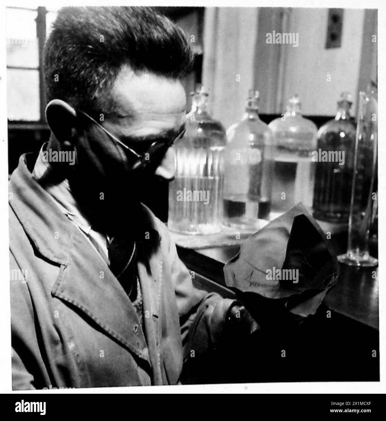 Funnel formed hi-res stock photography and images - Alamy