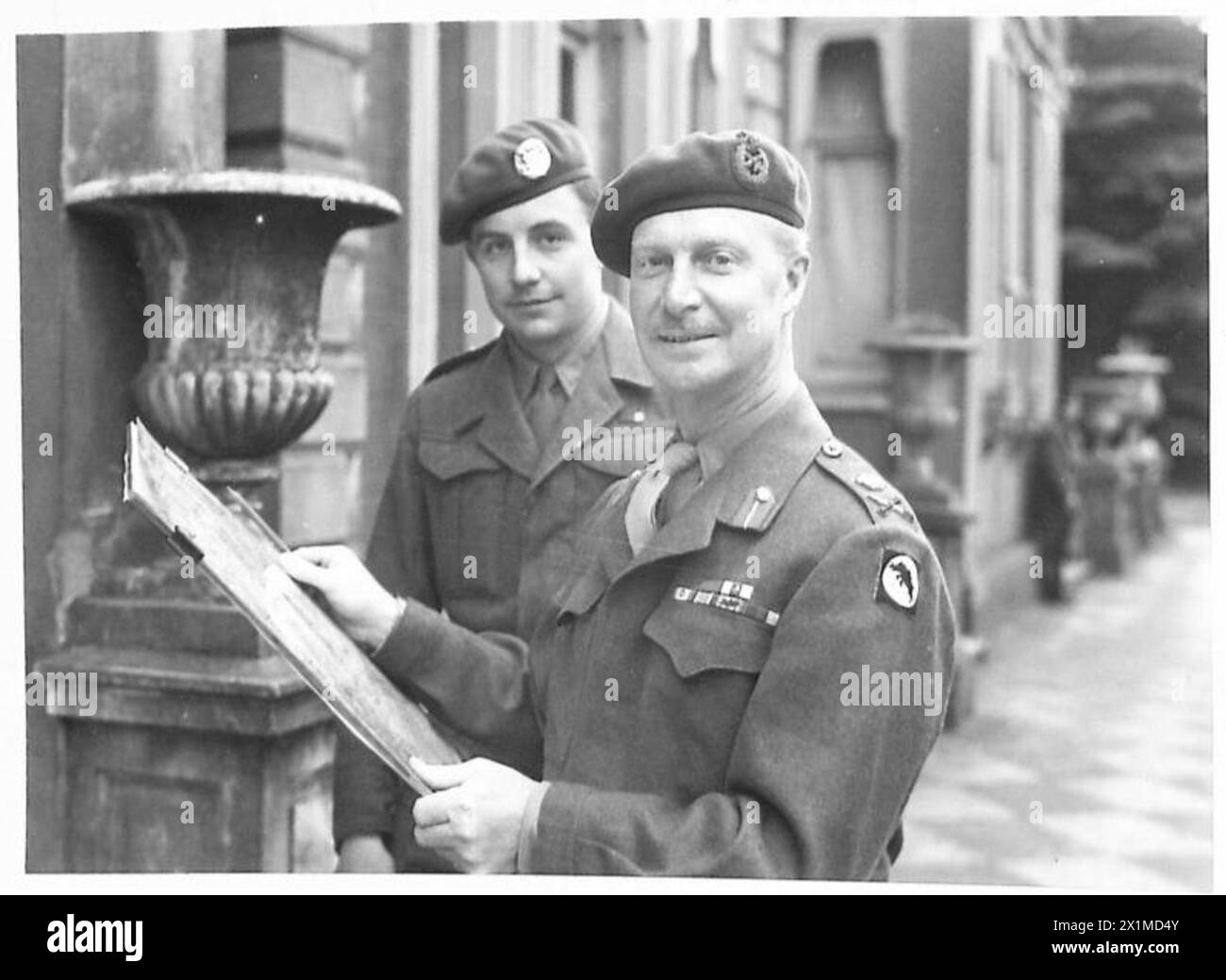 LIEUTENANT GENERAL G.C. BUCKNALL - Portraits of Lieutenant General G.C ...