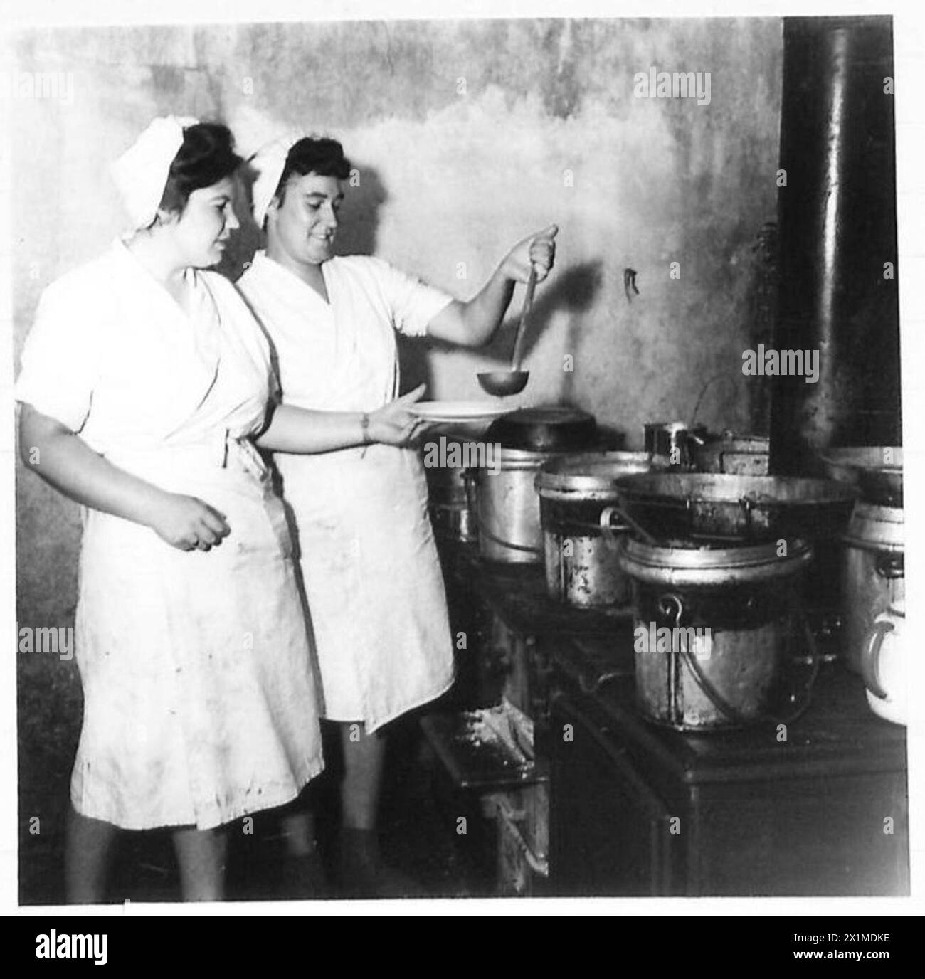 World war ii italy food Black and White Stock Photos & Images - Alamy