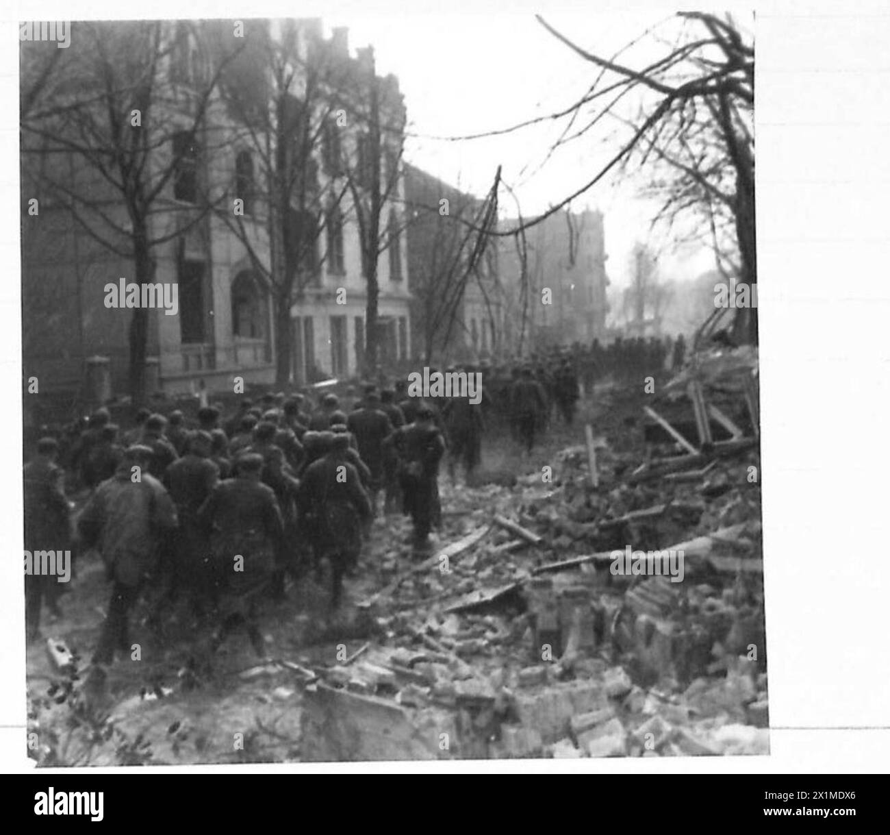 ASSAULT ON THE RHINE AND CAPTURE OF WESEL - German prisoners captured ...
