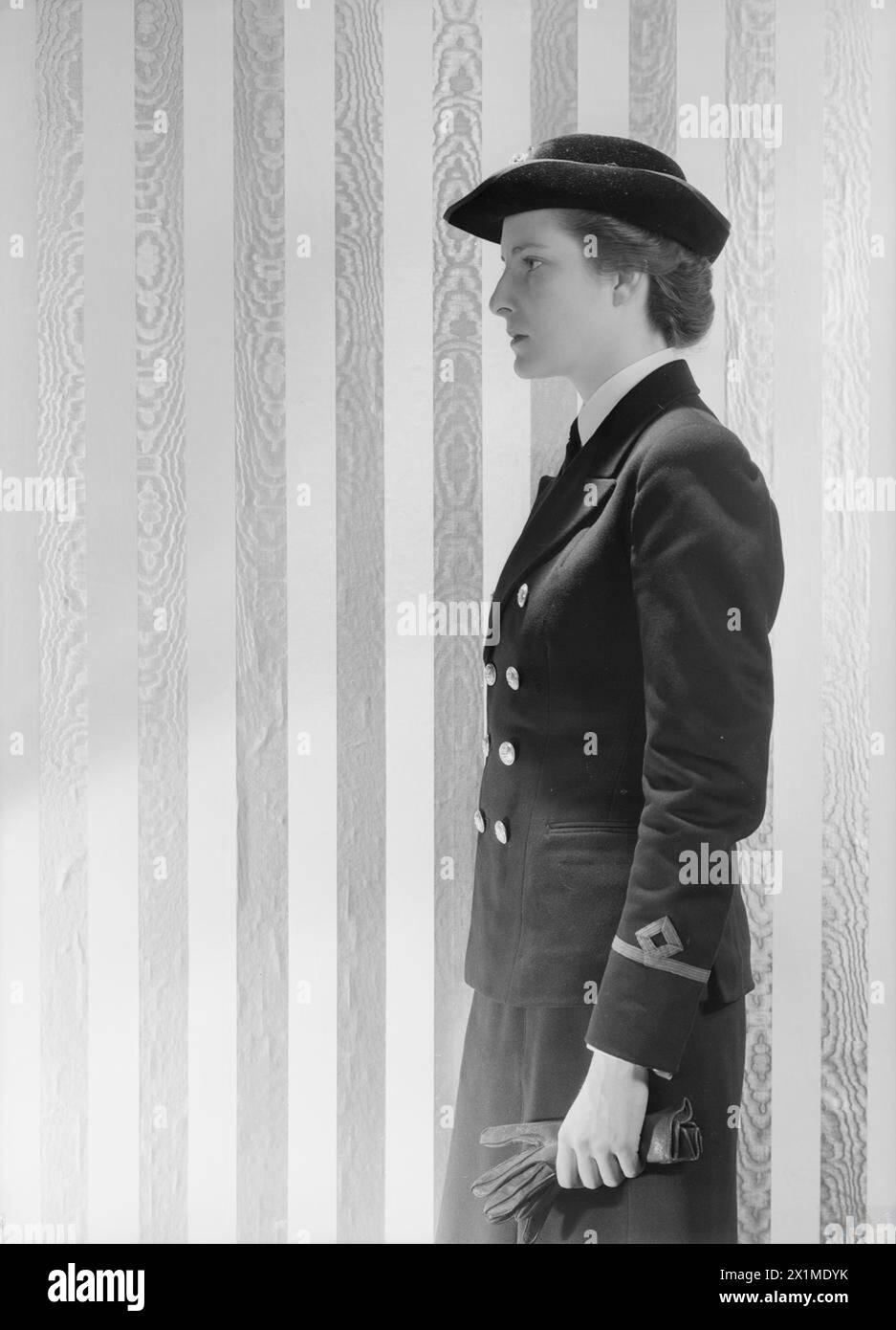 Wrns 1942 hi-res stock photography and images - Alamy
