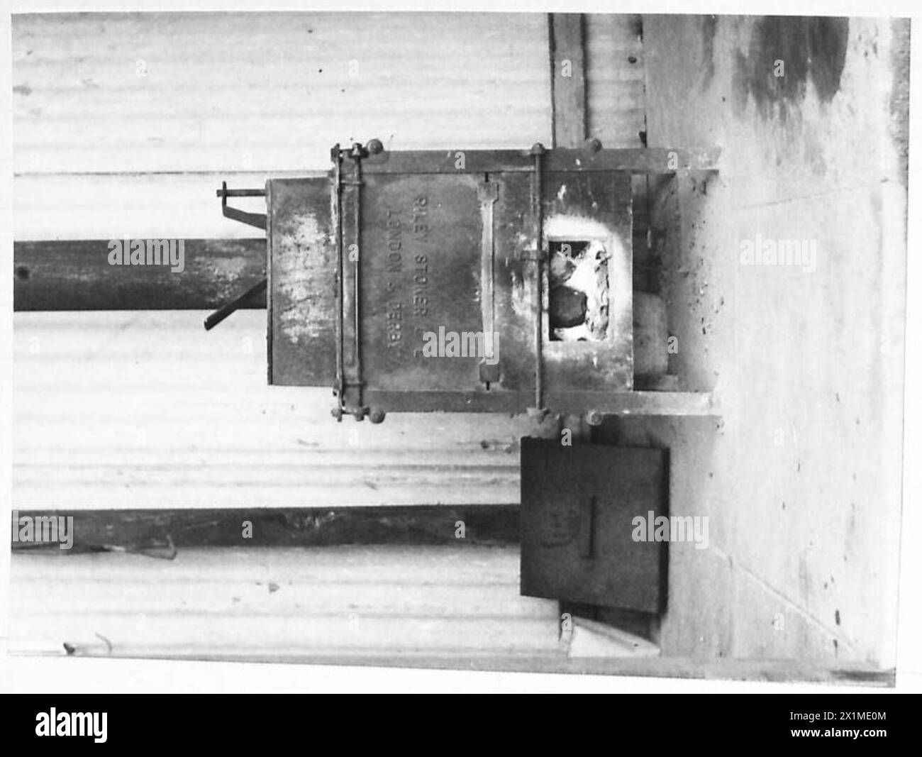 Army incinerator hi-res stock photography and images - Alamy