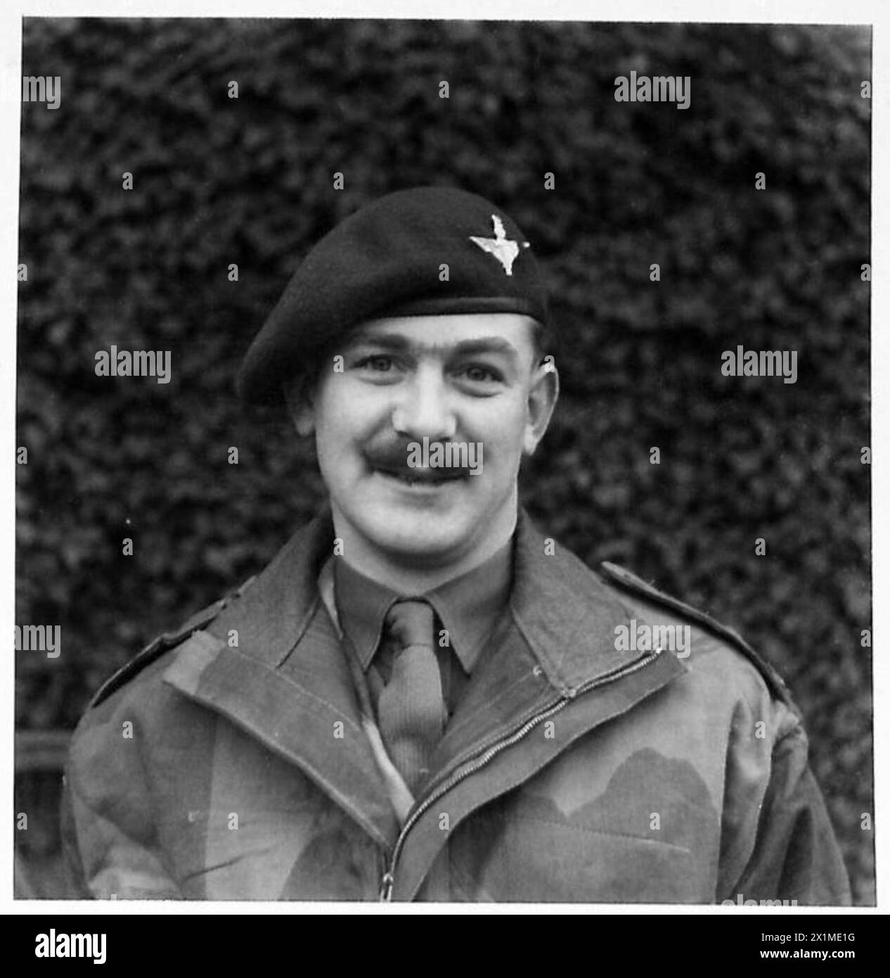 AIRBORNE OFFICERS - Lieutenant A.D. Butterworth, Defence Platoon, H.Q ...