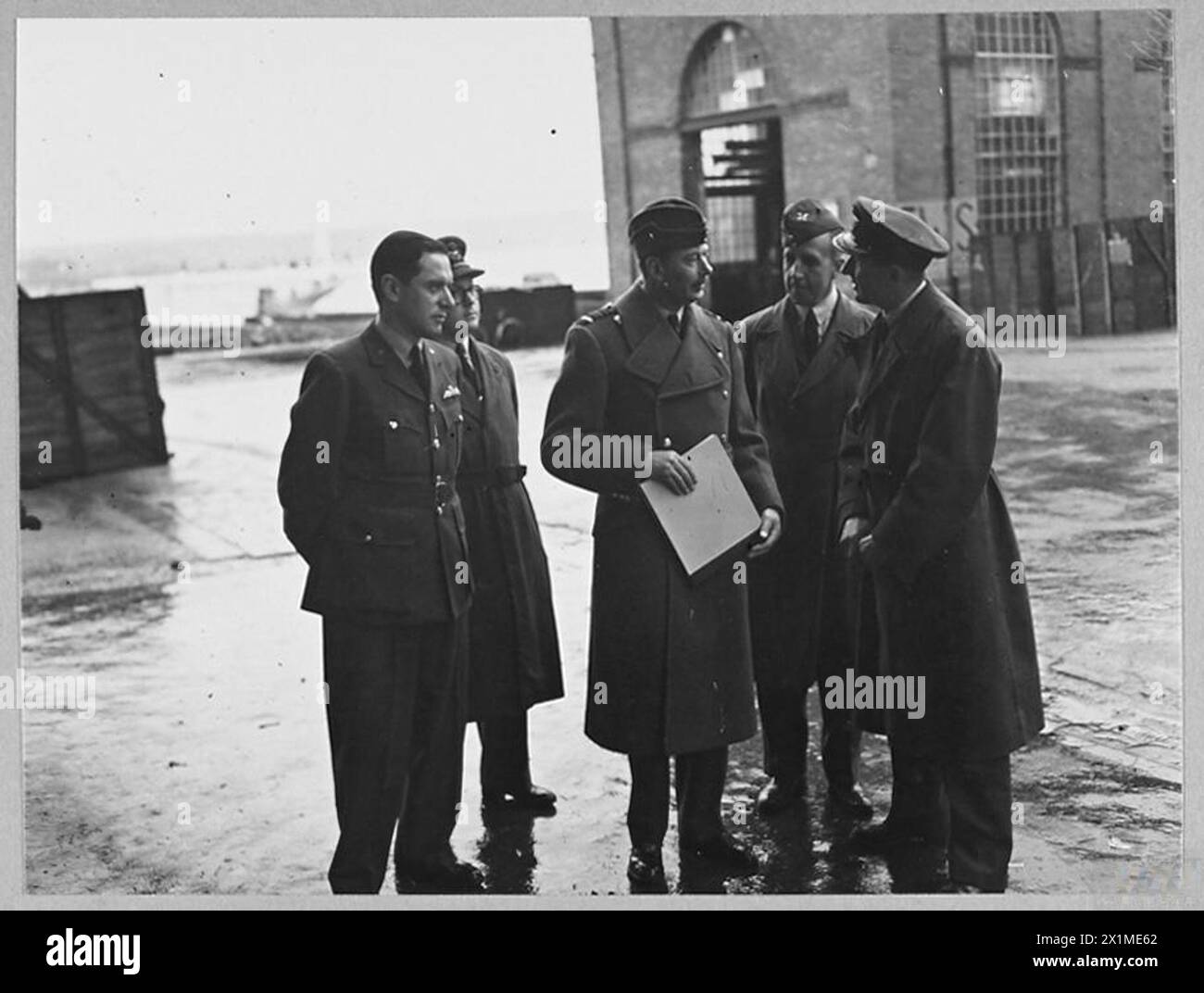 H.R.H. the Duke of Gloucester visits RAF stations in South Wales ...