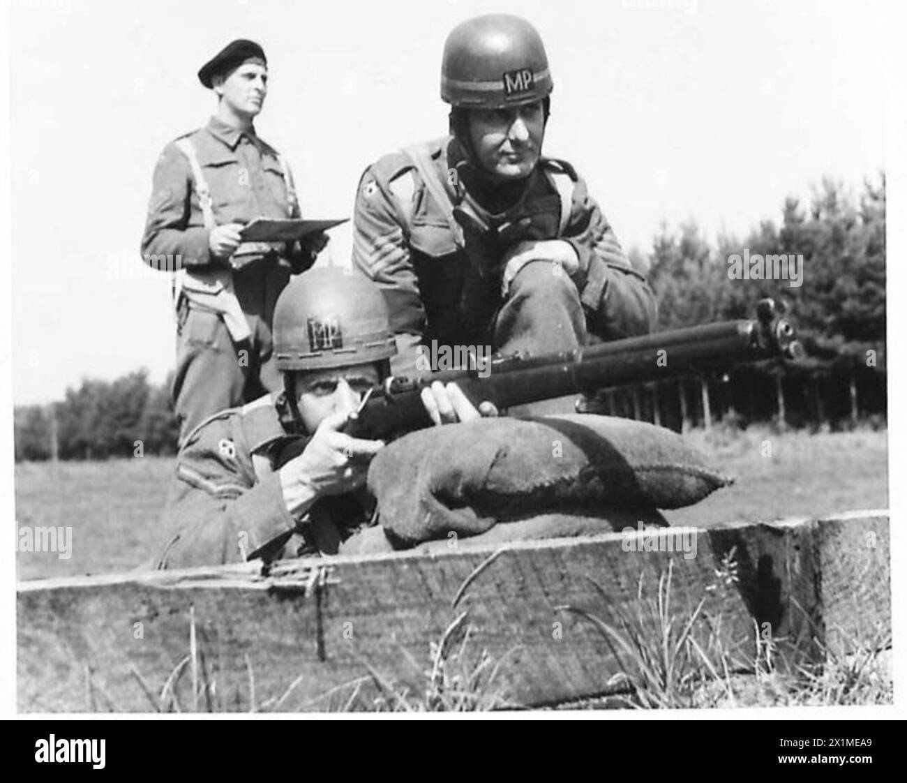 Army military firing range hi-res stock photography and images - Alamy