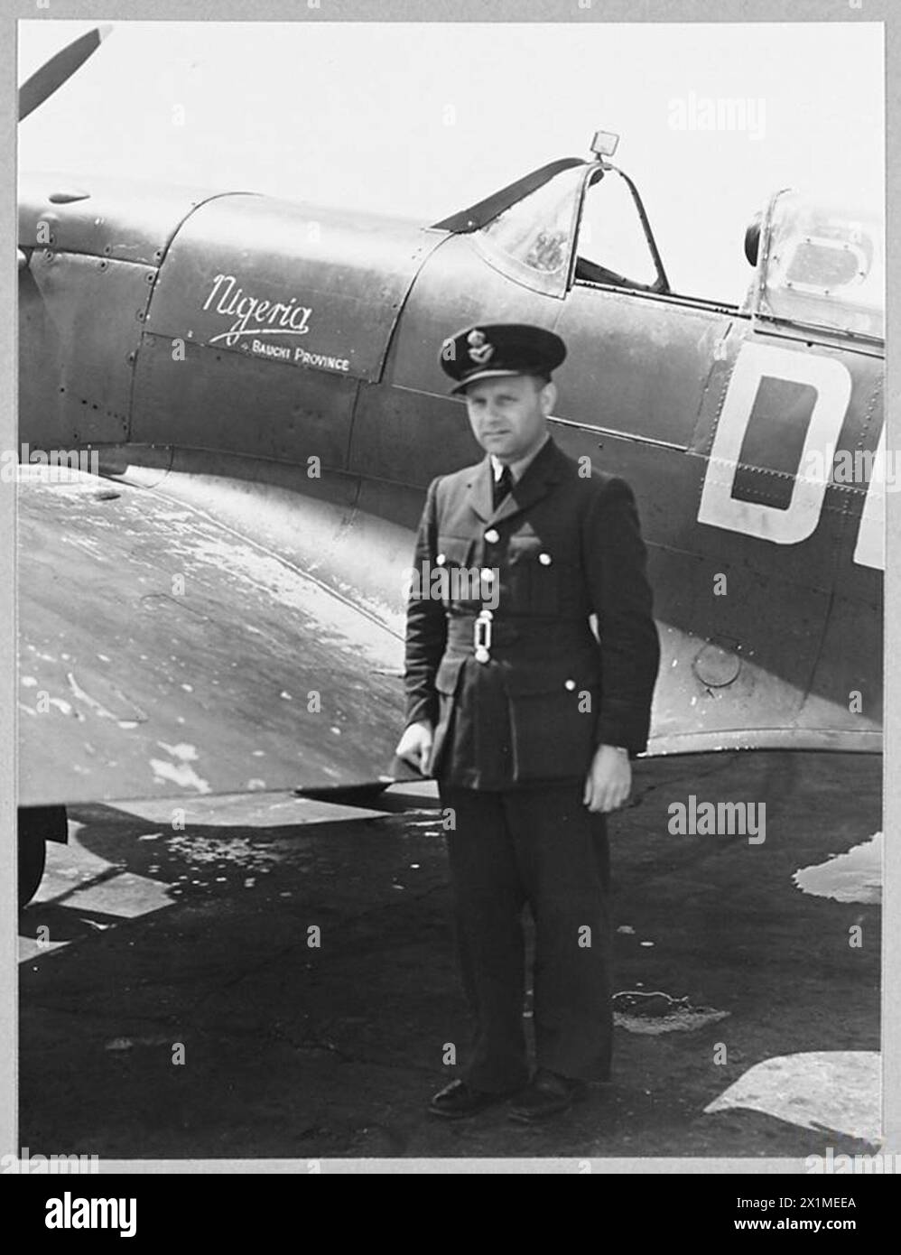 THE R.A.F. NIGERIAN SQUADRON : MEN & PLANES - Flight Officer A.G ...