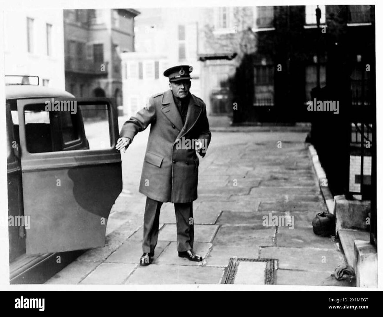 AIRFIELD DEFENCE CHIEF BEGINS WORK - Major-General Liardet arriving at ...
