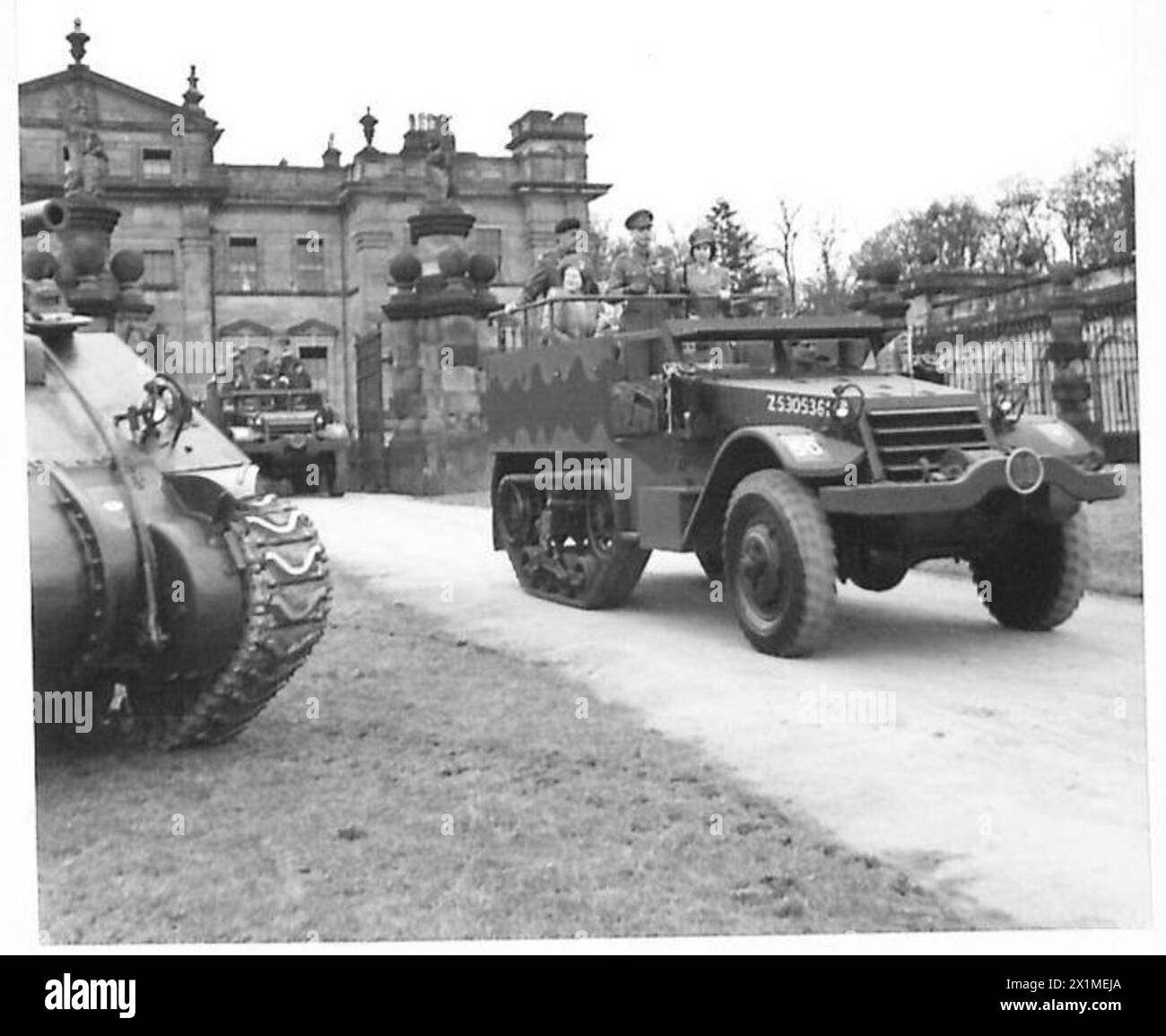 British army armoured brigade Black and White Stock Photos & Images - Alamy