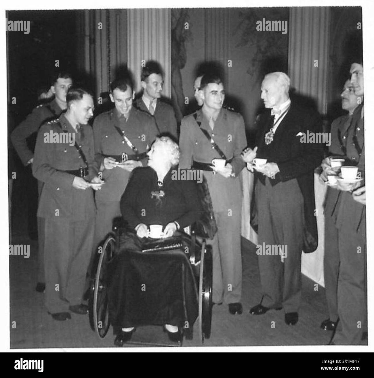 Lord lady 1940s Black and White Stock Photos & Images - Alamy