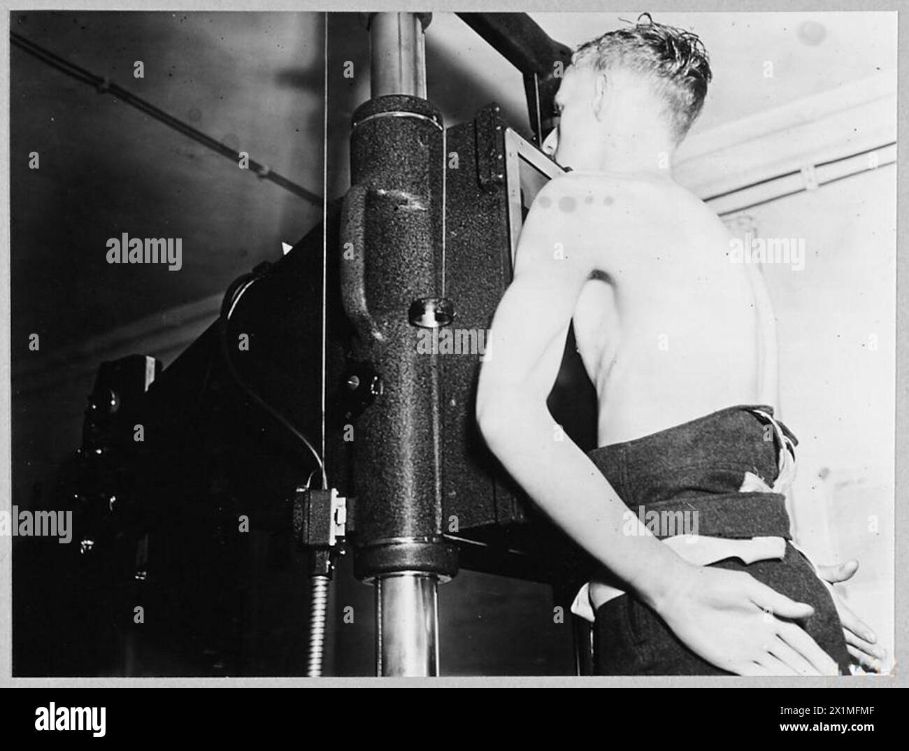 Full picture size hi-res stock photography and images - Alamy