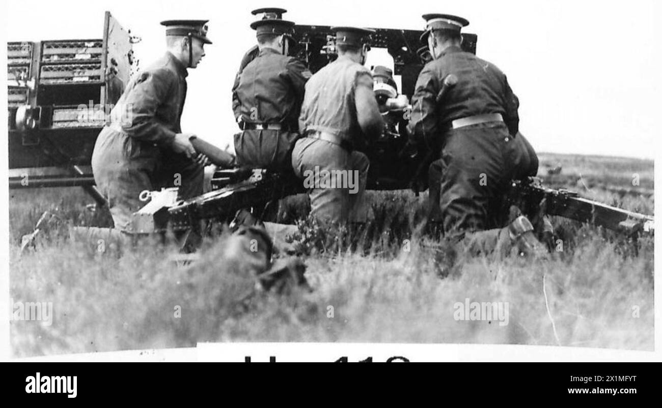 An 18-pounder field gun is deployed by the Royal Army Territorials at ...