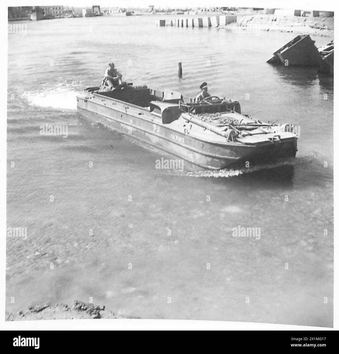 INVASION OF ITALY : 8TH ARMY AMPHIBIANS KEEP OUR INVADING FORCES ...