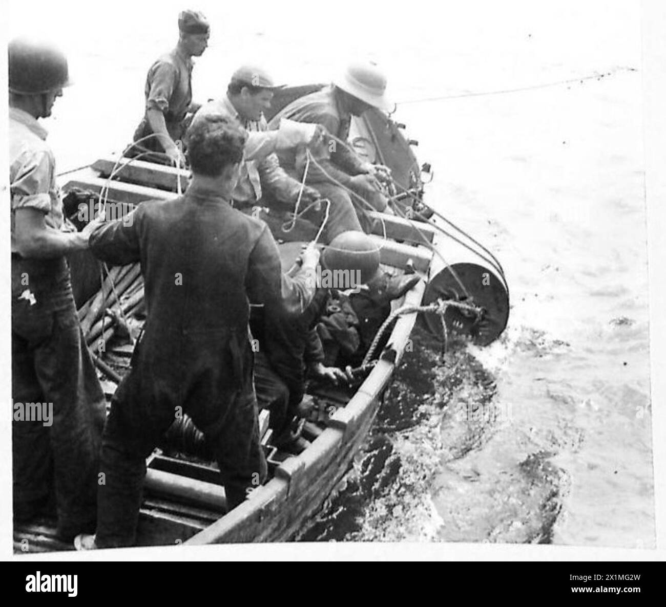 BIZERTA : CLEARING NORTH AFRICAN PORTS - Lowering the depth charge to ...