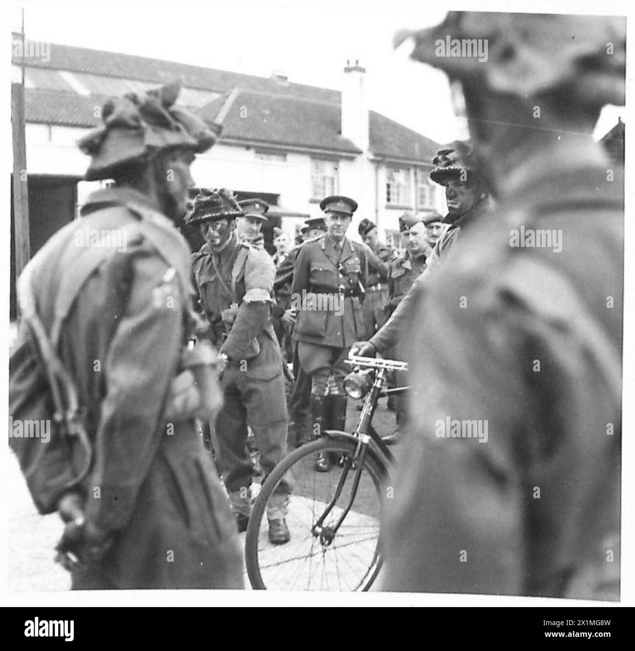 C-IN-C HOME FORCES INSPECTS H.G. & CADETS - The C-in-C continued his ...