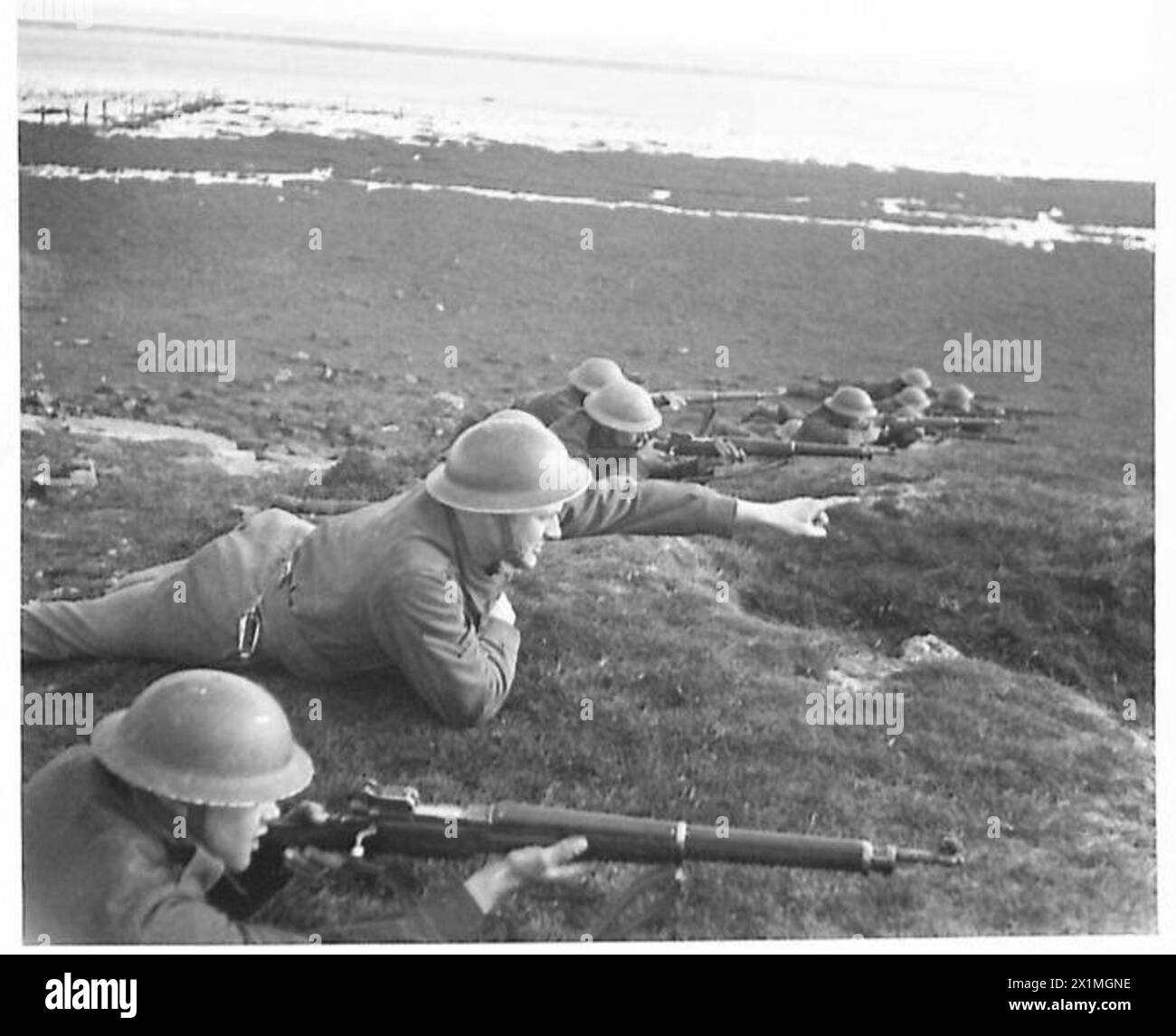 Army target school Black and White Stock Photos & Images - Alamy