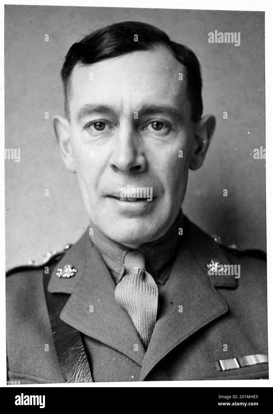Portrait british army captain Black and White Stock Photos & Images - Alamy