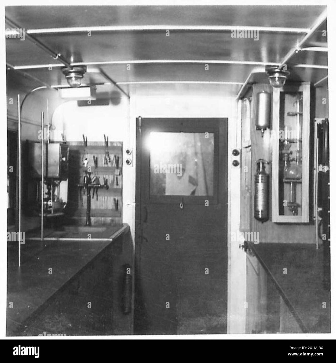 MOBILE LABORATORY - Interiors : General view facing driver's cab ...