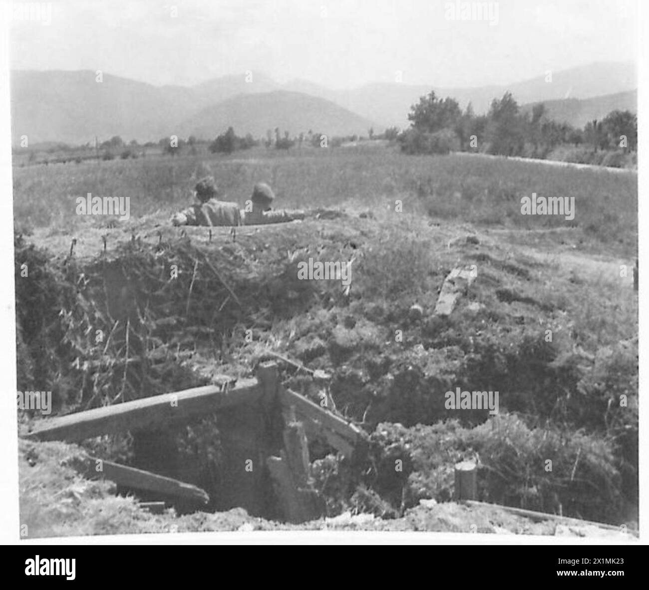 EIGHTH ARMY : STRONGPOINTS AND DEFENCES ON THE HITLER LINE - An enemy ...