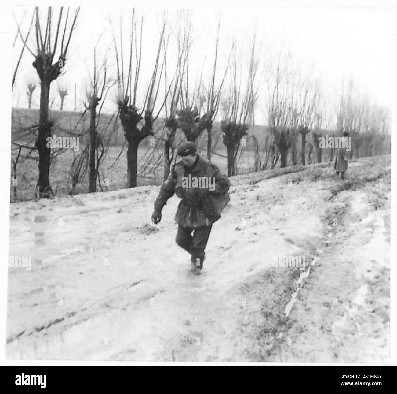 Knee deep in mud hi-res stock photography and images - Alamy