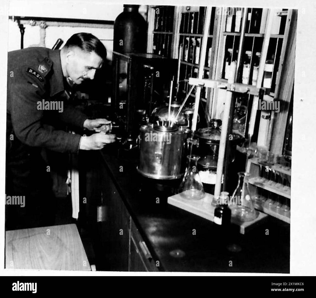 Research in field Black and White Stock Photos & Images - Alamy