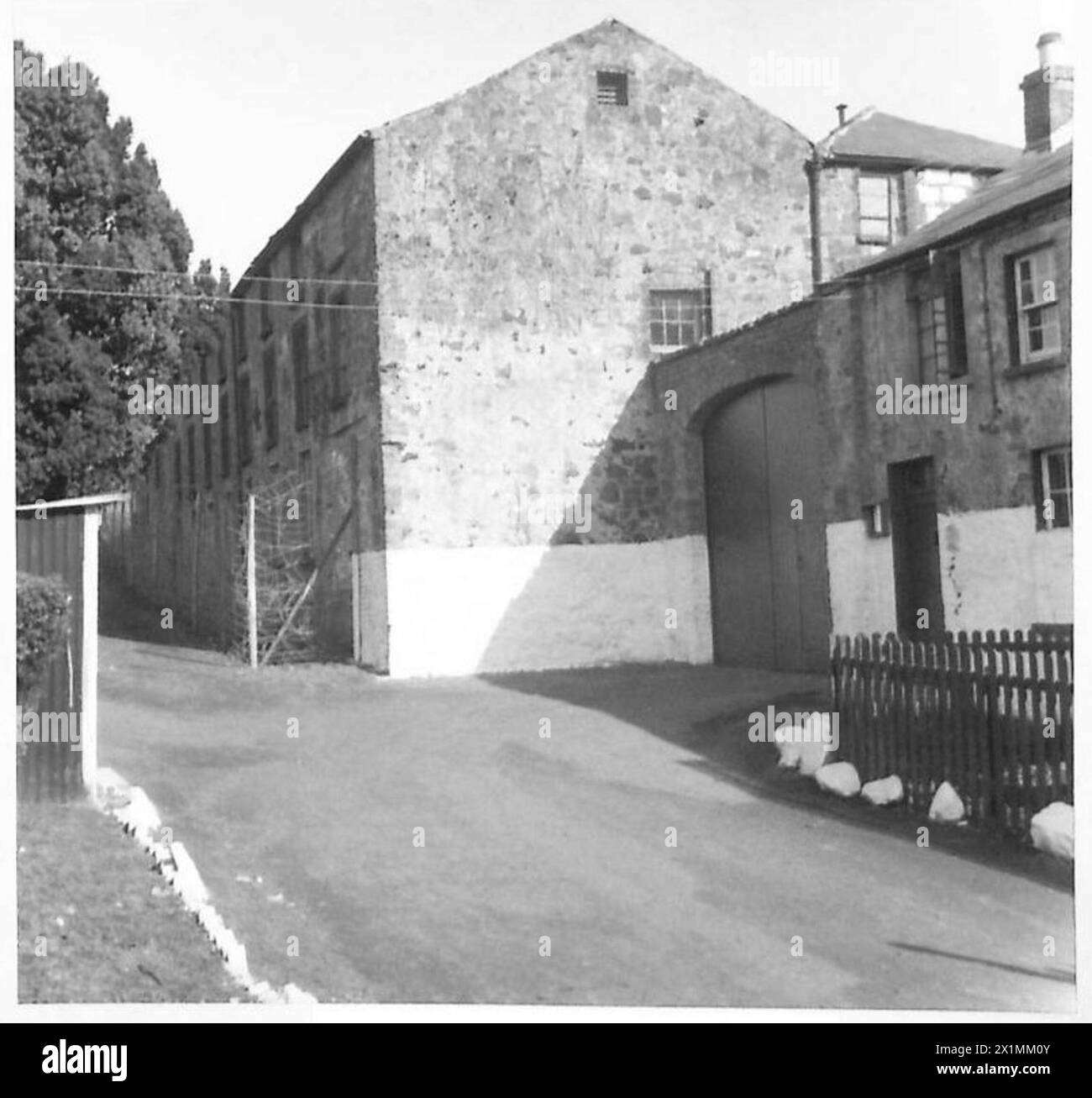 Outside wiring Black and White Stock Photos & Images - Alamy