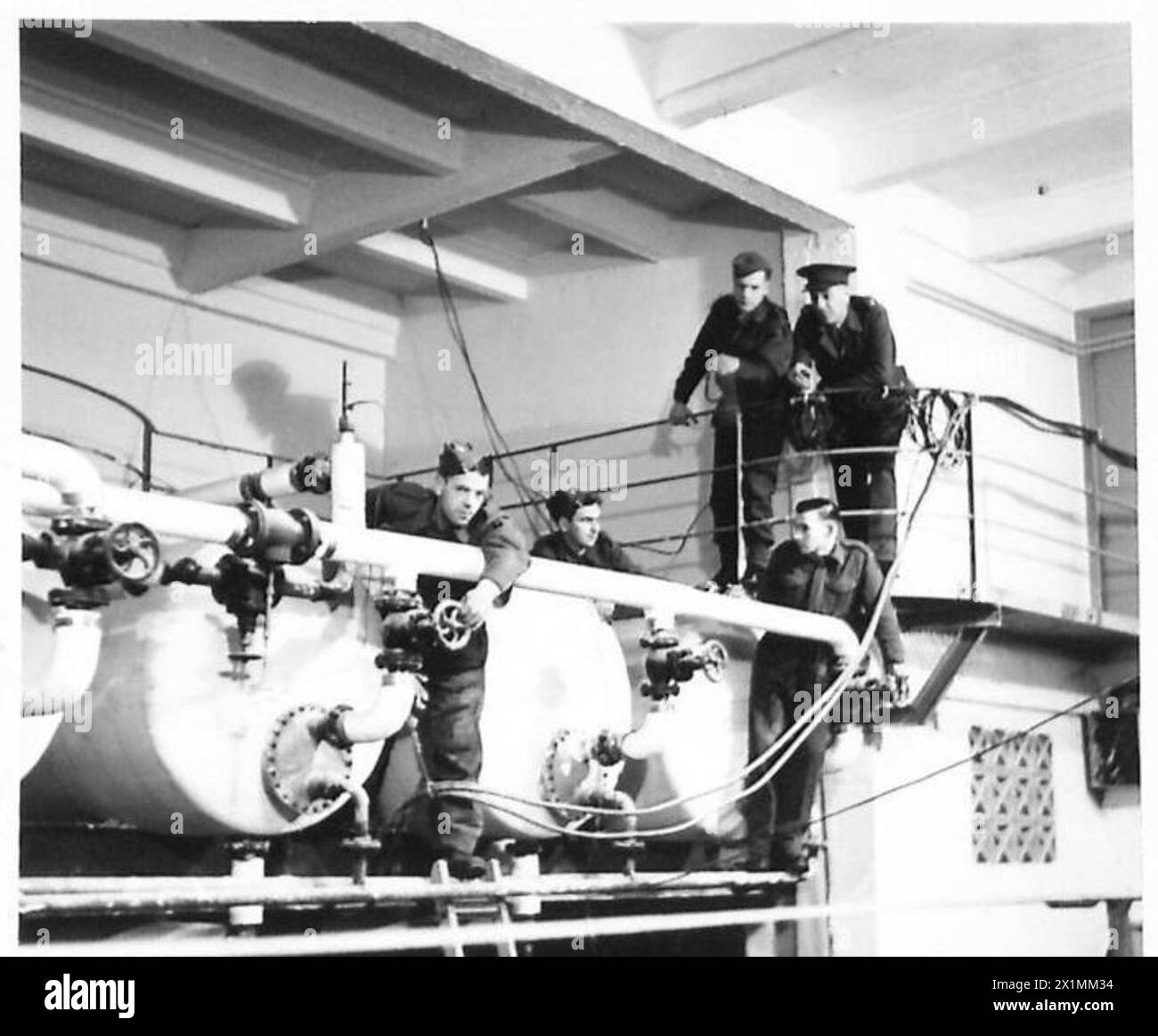 WITH THE ROYAL ENGINEERS IN NORTH AFRICA - Under the supervision of ...