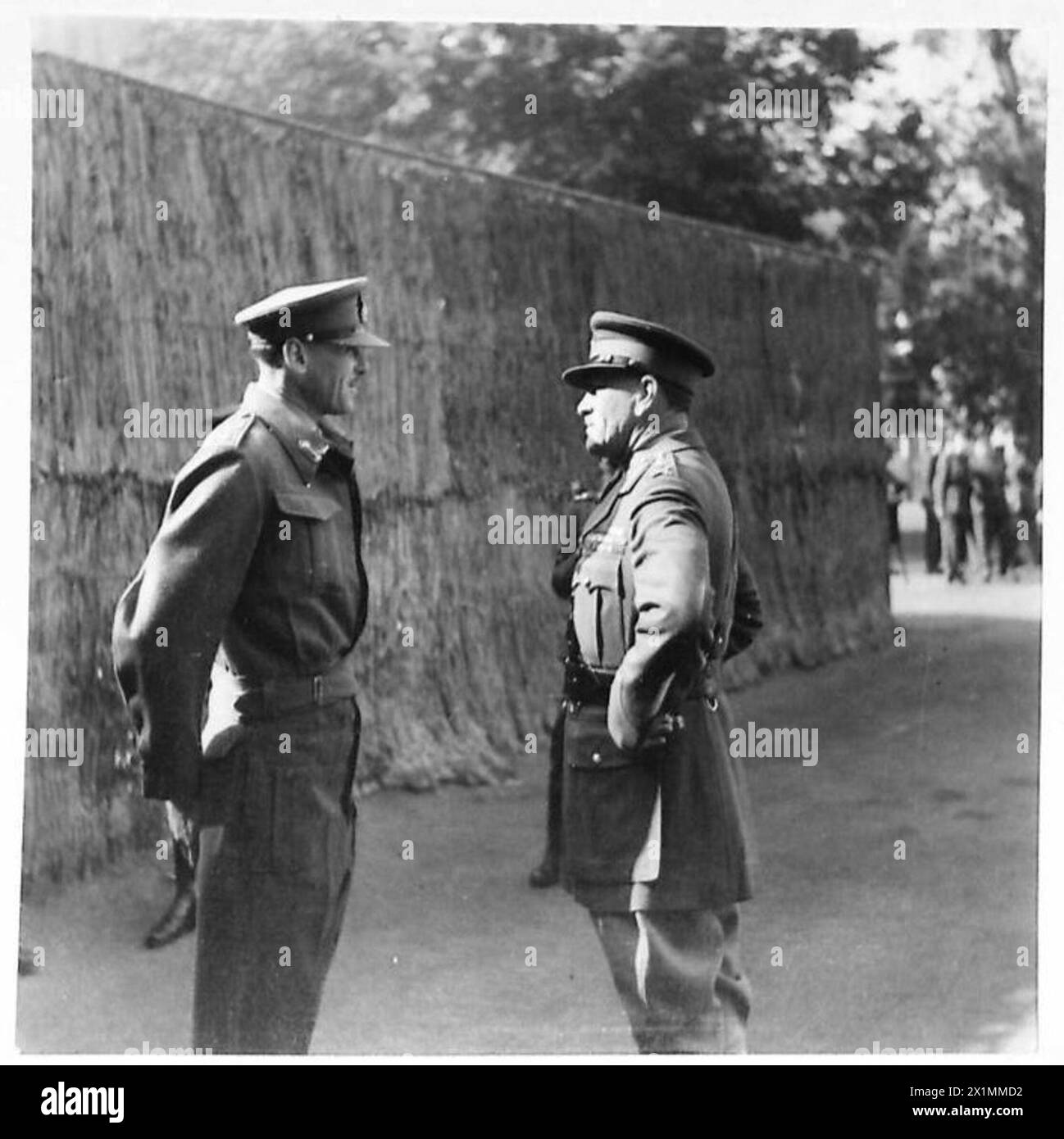 MAJOR GENERAL "JOCK" CAMPBELL PRESENTED WITH THE V.C. RIBBON - The C-in ...