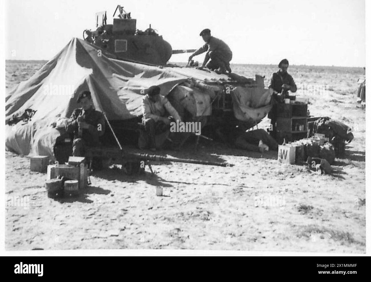 Tank crew mechanics combat hi-res stock photography and images - Alamy