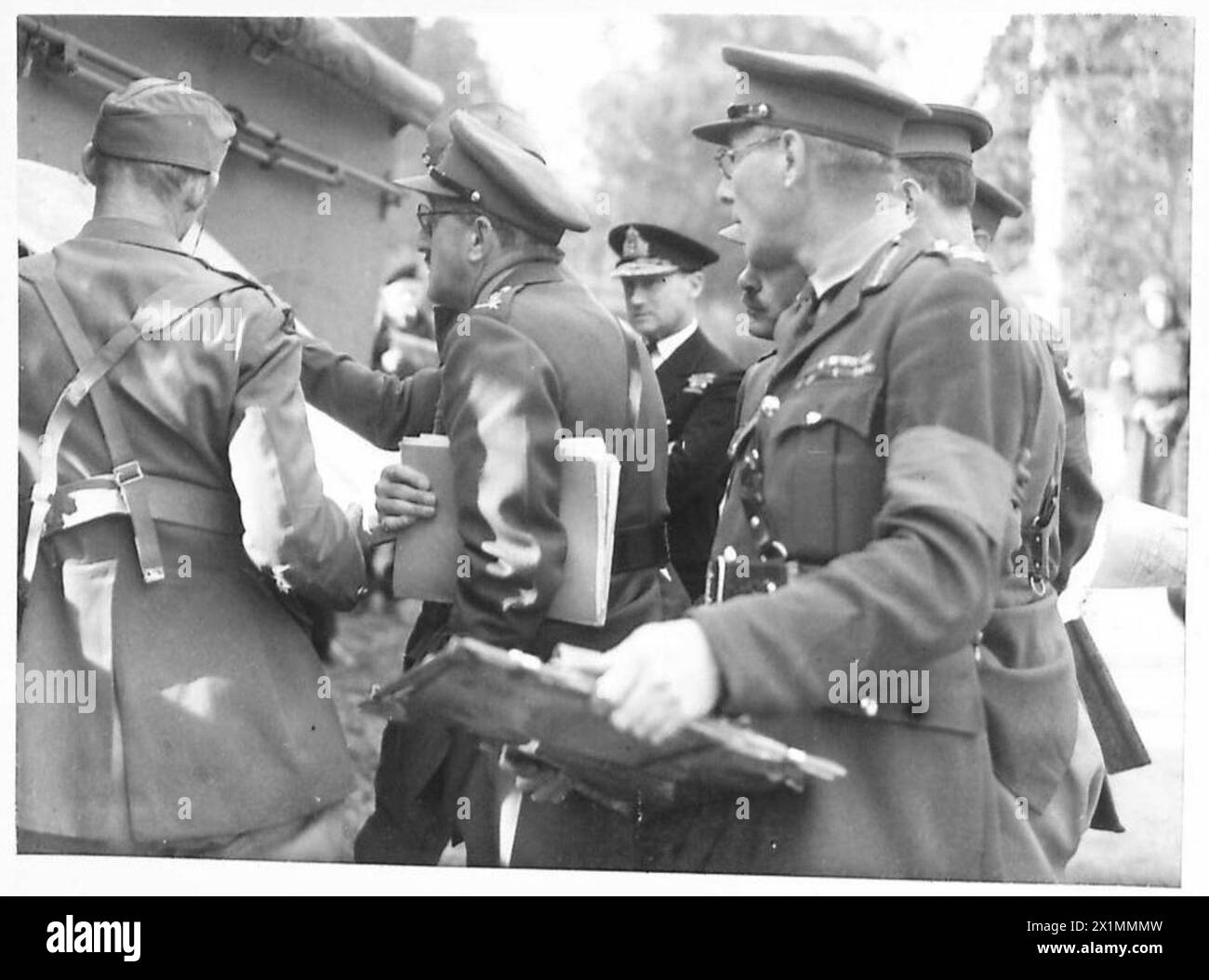 "BUMPER EXERCISE"THE COMMANDER-IN-CHIEF DIRECTS THE BATTLE - The C-in-C ...