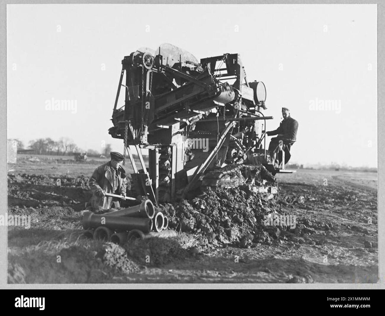 R.A.F. WORKS SQUADRON MAKES A RUNWAY IN RECORD TIME - 11741 Picture ...