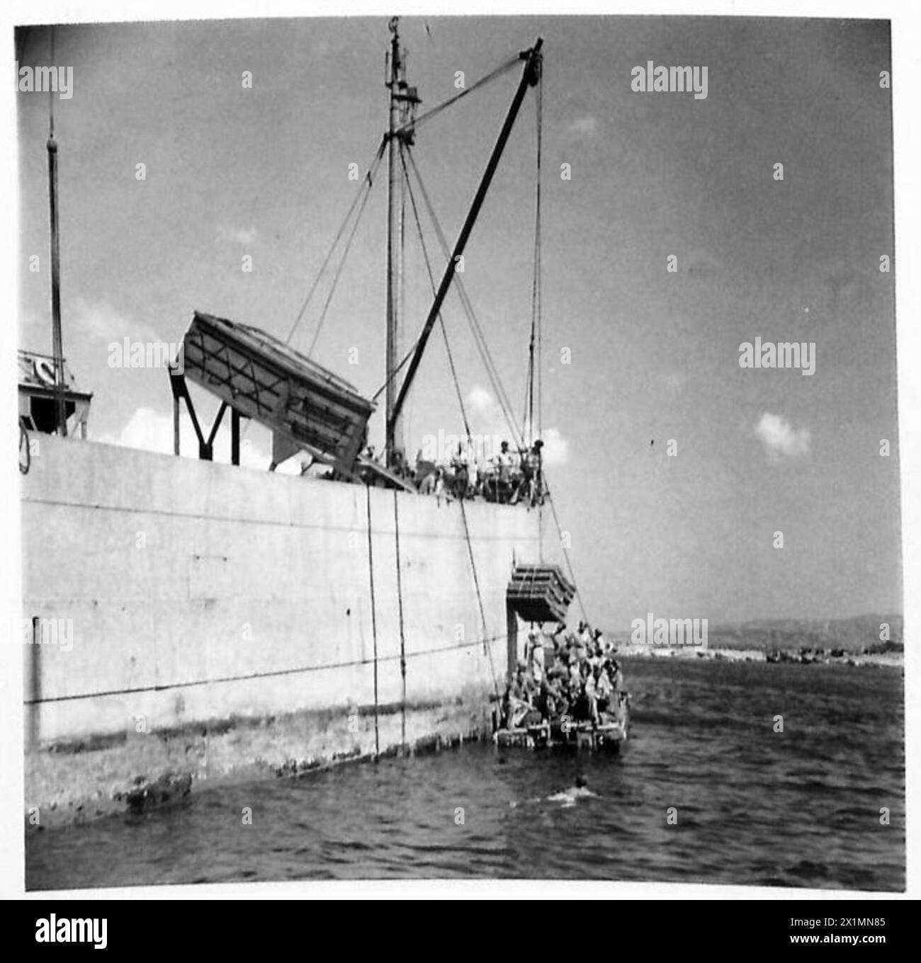 INVASION OF ITALY : 8TH ARMY AMPHIBIANS KEEP OUR INVADING FORCES ...