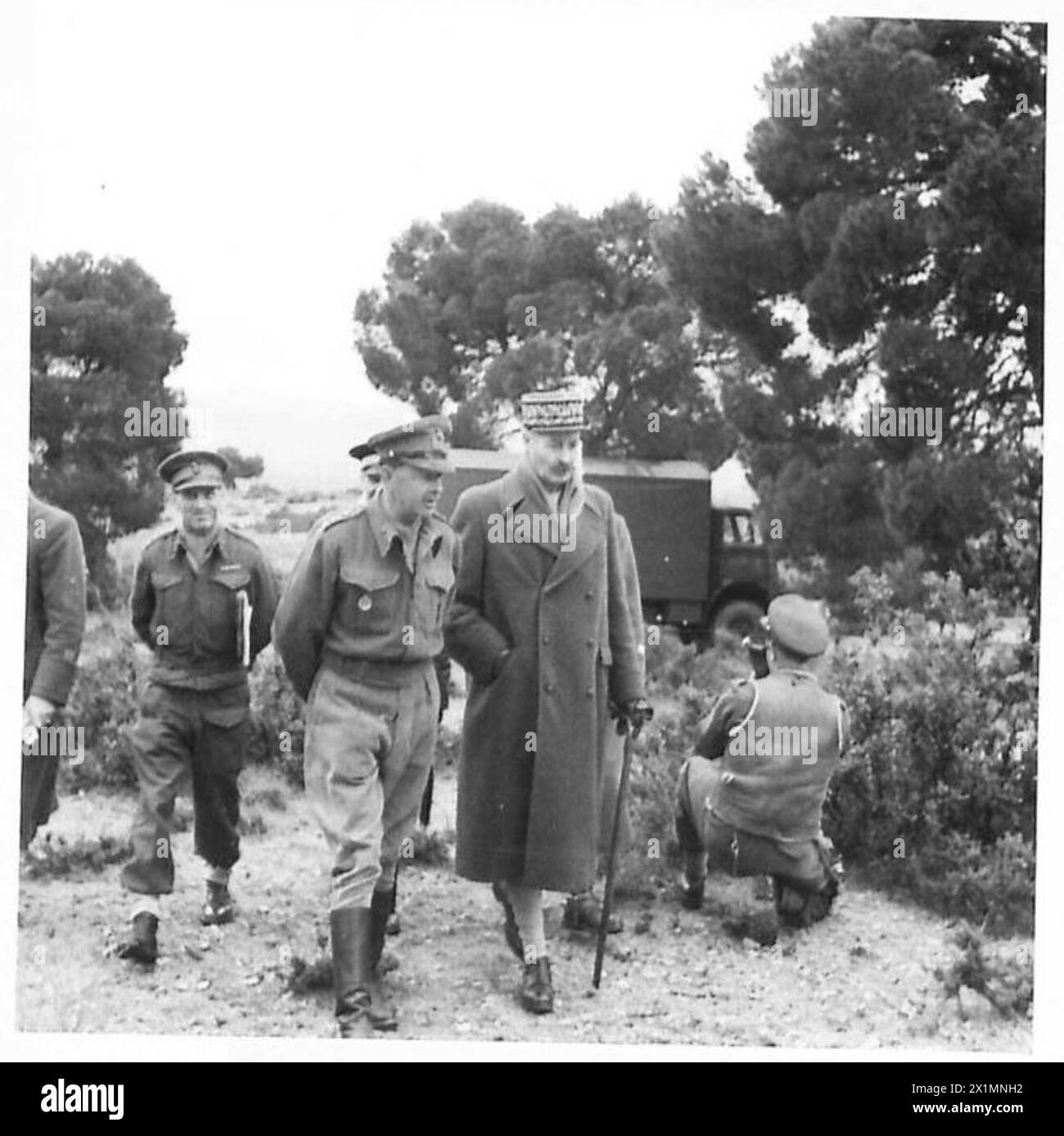 DEPUTY C-IN-C MEETS GENERAL GIRAUD - General Giraud and Gen. Alexander ...