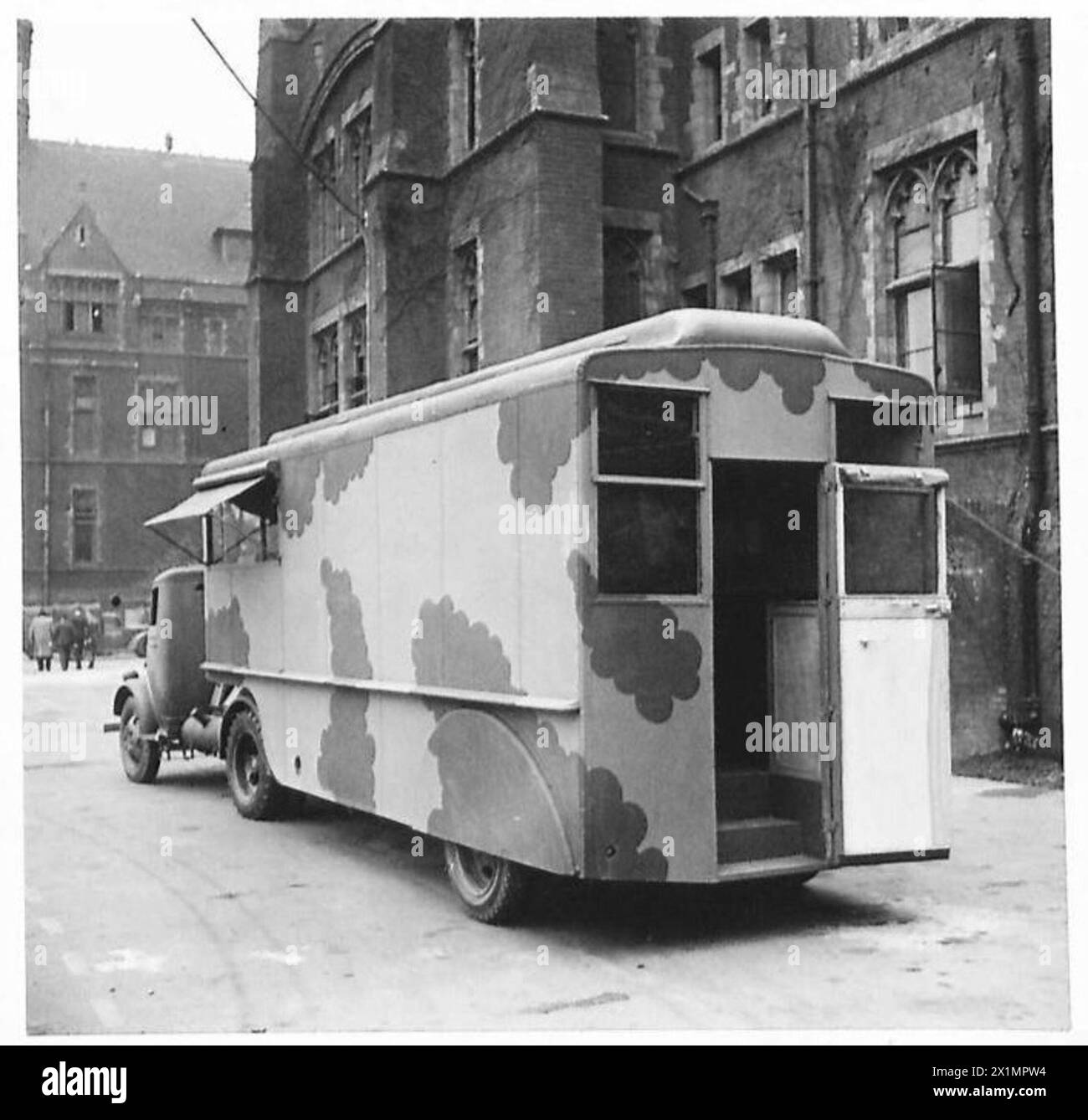 GENERAL MONTGOMERY'S CARAVAN FOR THE SECOND FRONT - Views of General ...