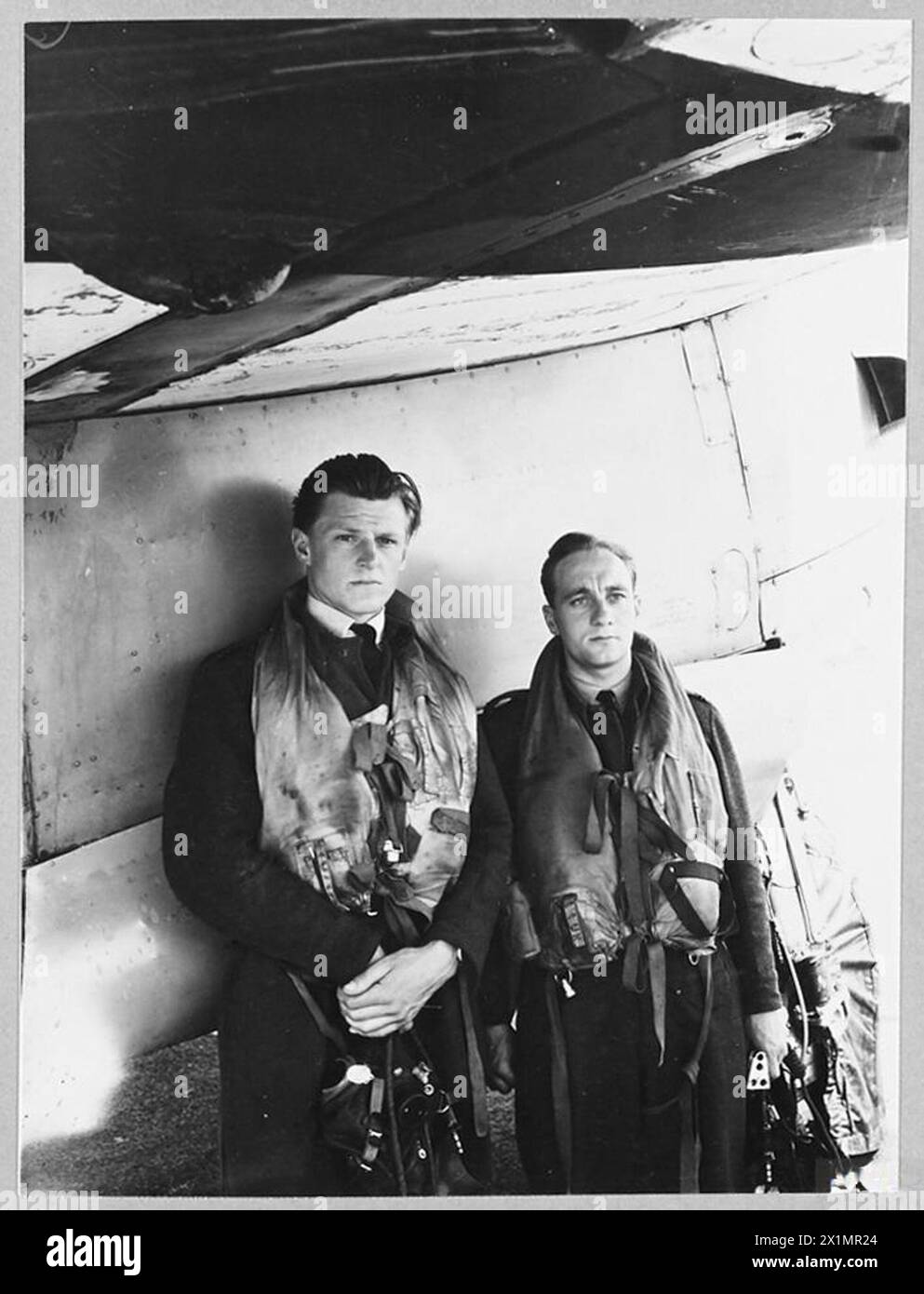 NEW ZEALAND ACE S FAREWELL KILL - 13675 Picture (issued 1944) shows ...